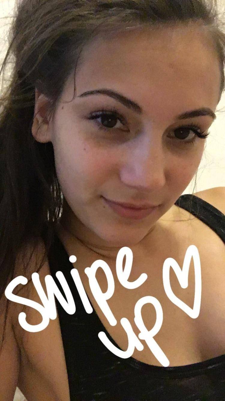 Discover more like Alexia_Raye: Swipe Up and Related Content | Scrolller