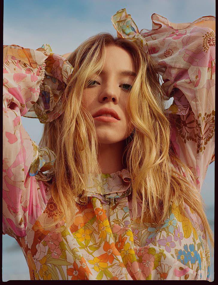 Sydney Sweeney makes me so hard | Scrolller