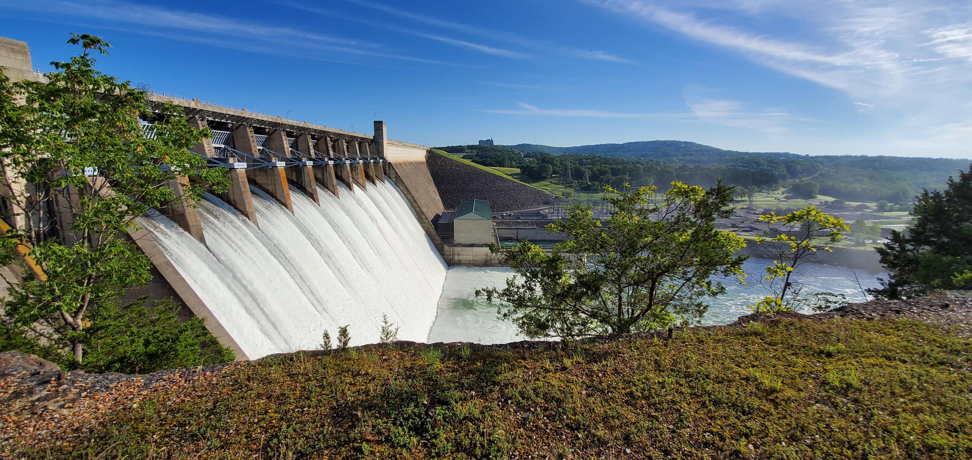 Table Rock Dam | Scrolller