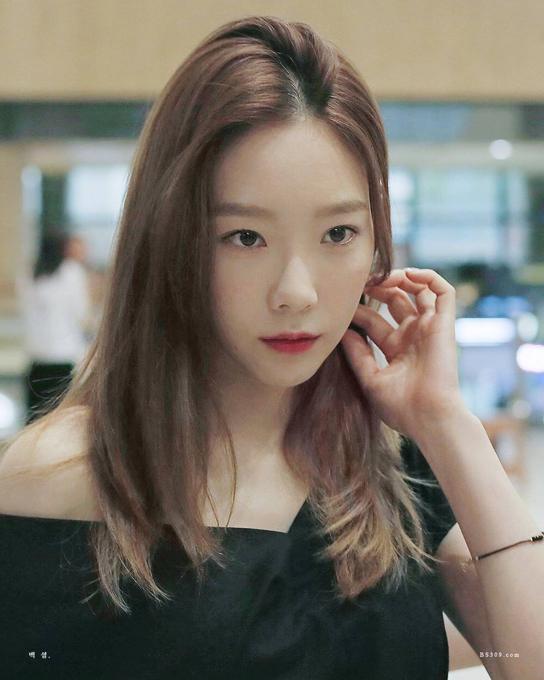 Taeyeon | Scrolller