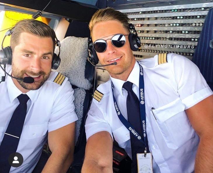 Take me to the pilots. 🍆 | Scrolller