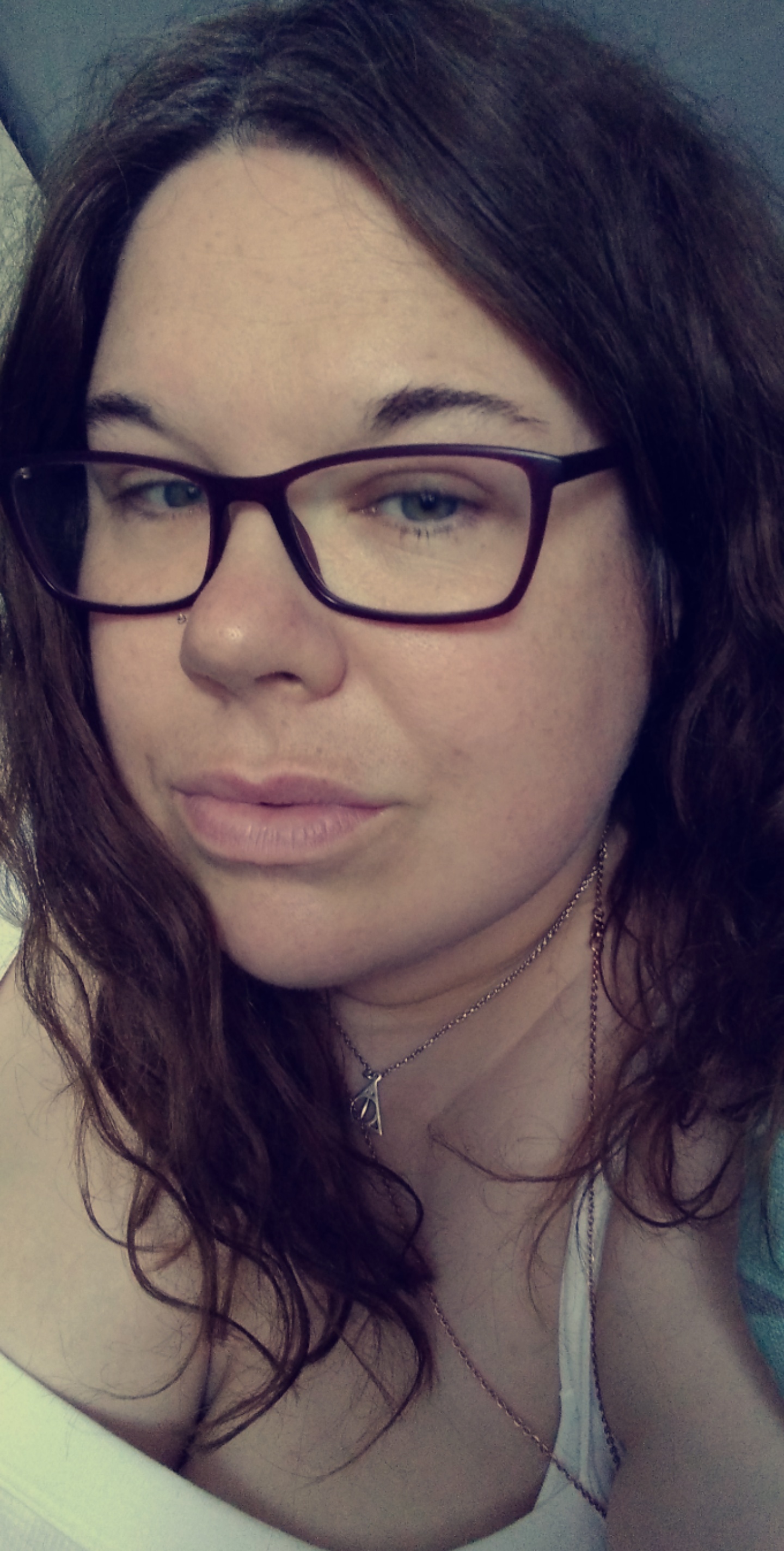 Taking a break from housework🥴 | Scrolller