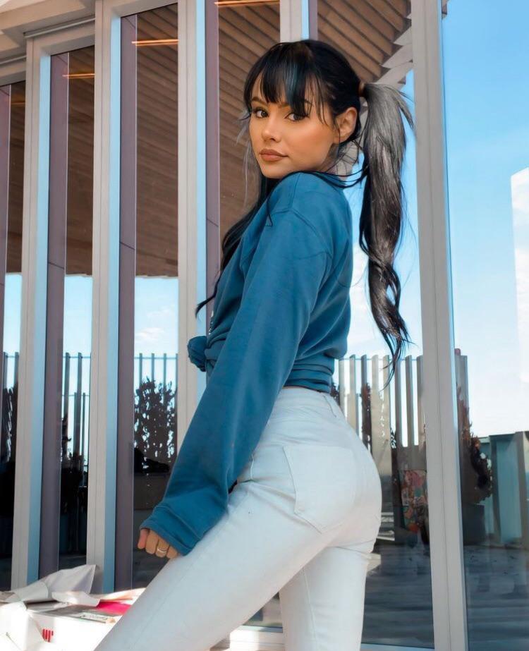 Talia mar | Scrolller