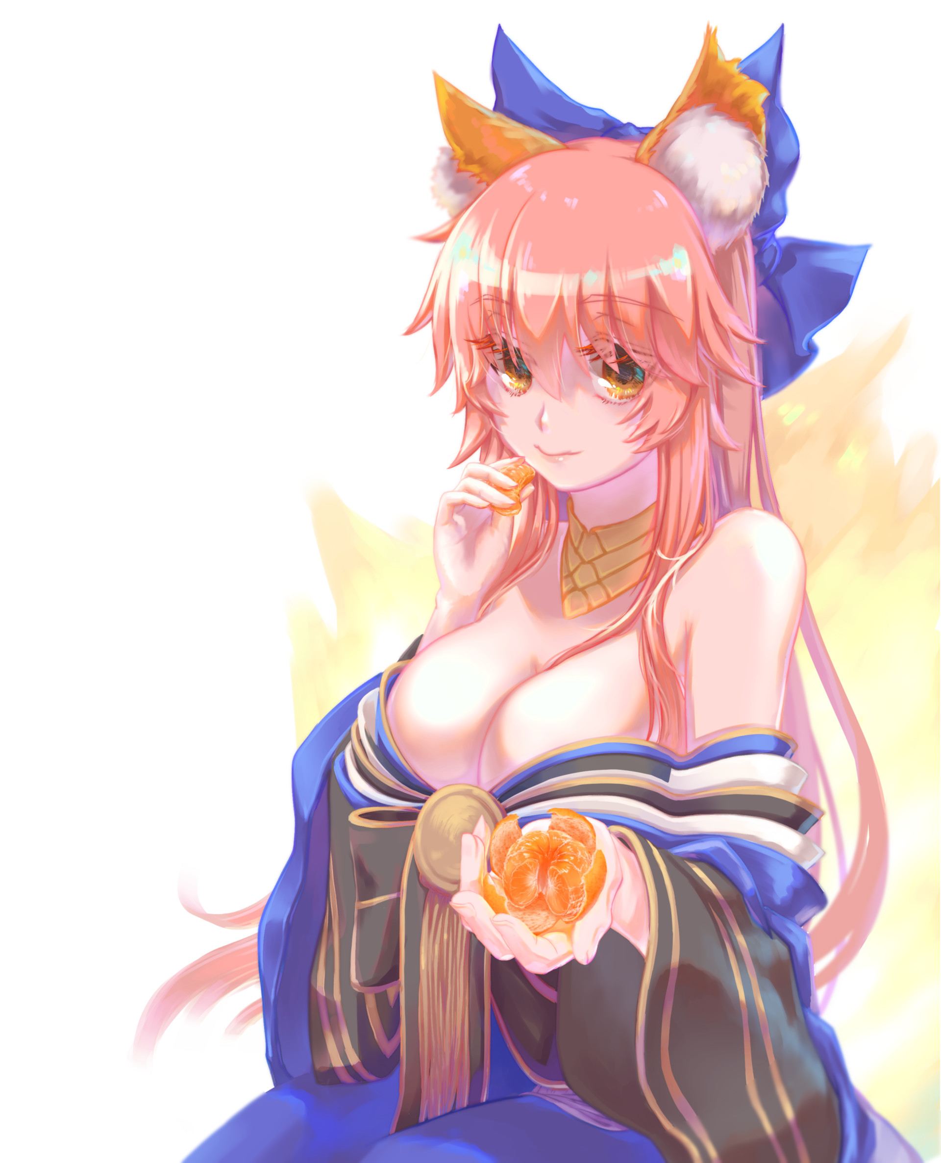Tamamo offering you a mandarin | Scrolller