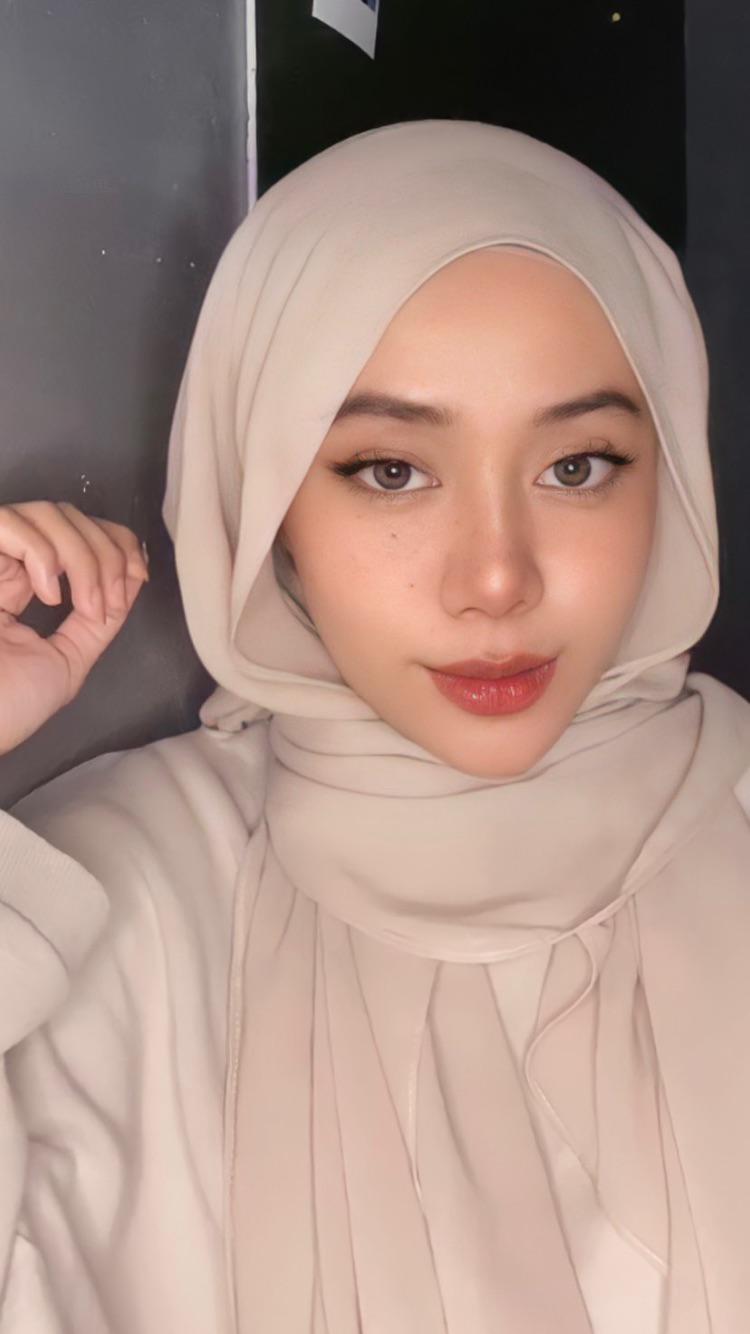 tangan tu mcm tgh apa | Scrolller