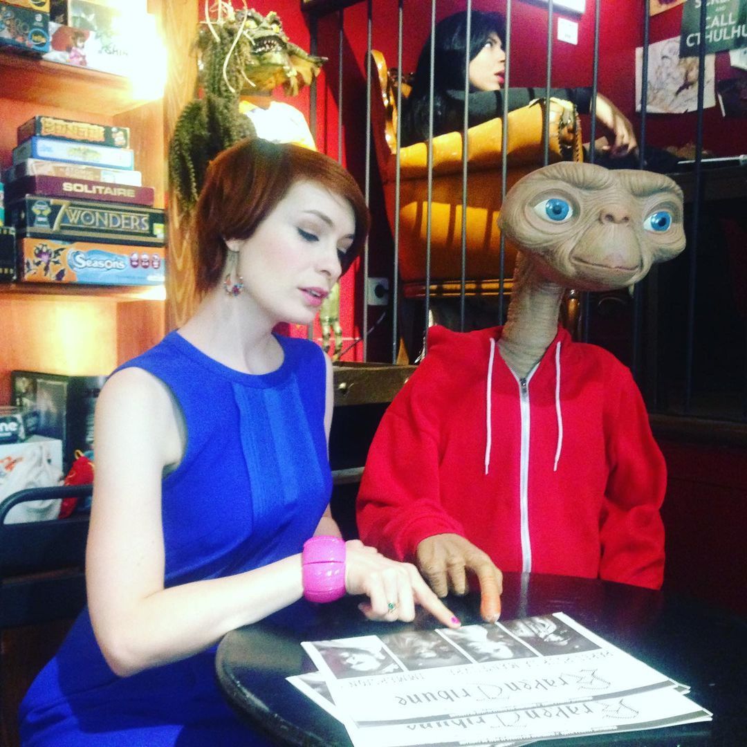 TBT with E.T. | Scrolller