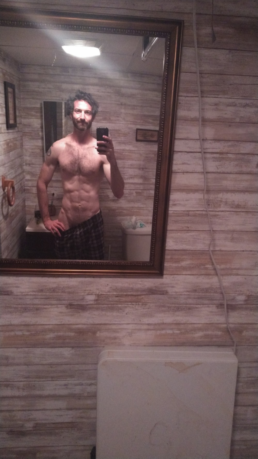 TBT, working back to those abs. | Scrolller