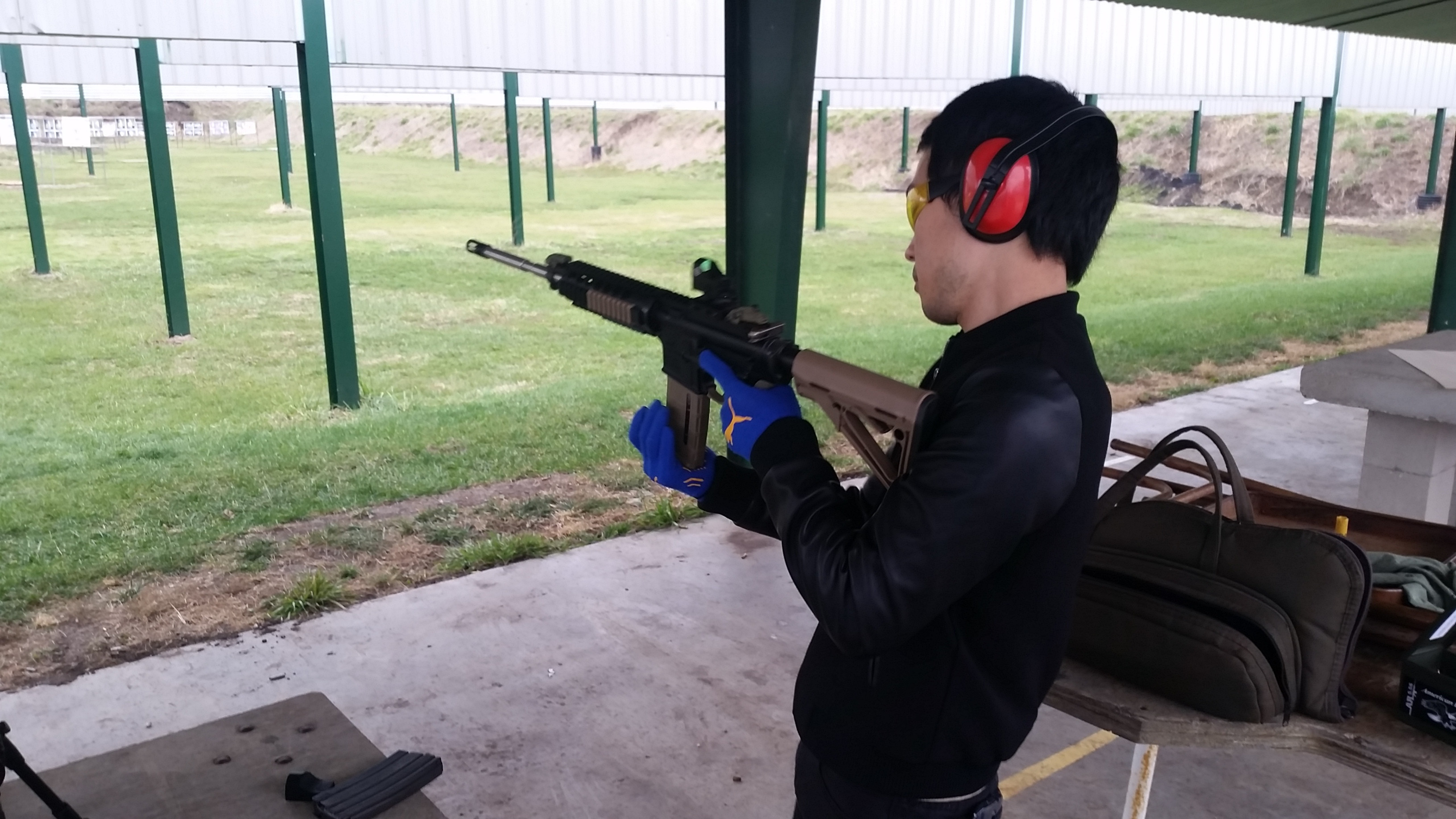 Teaching the love of shooting too my cousin :) | Scrolller