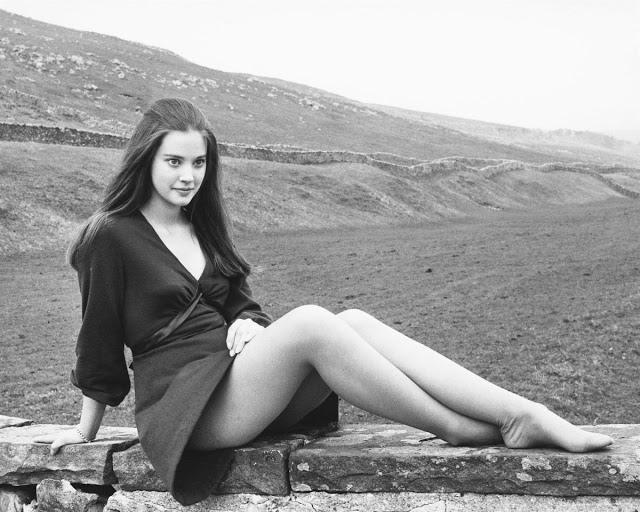 Teenage Lynne Frederick on the Set of ‘No Blade of Grass’ (1970) | Scrolller