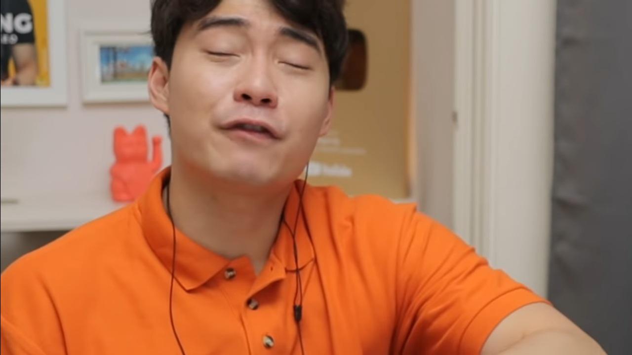 Tfw Uncle Roger makes fried rice | Scrolller