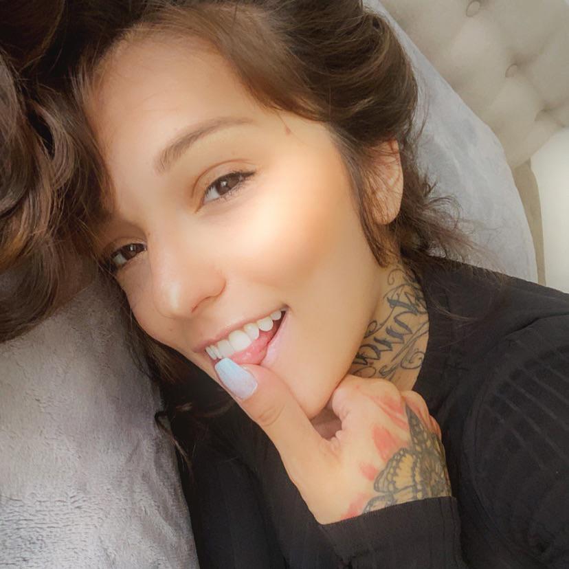 That glow | Scrolller