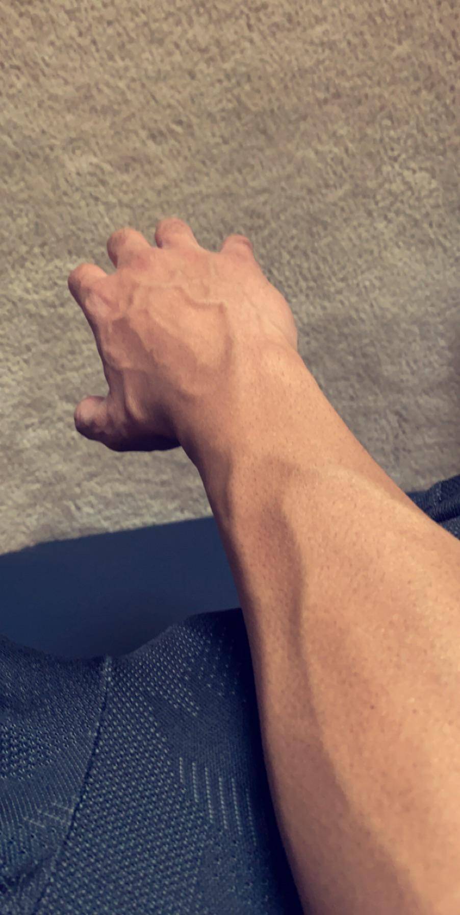 that post workout pump tho | Scrolller