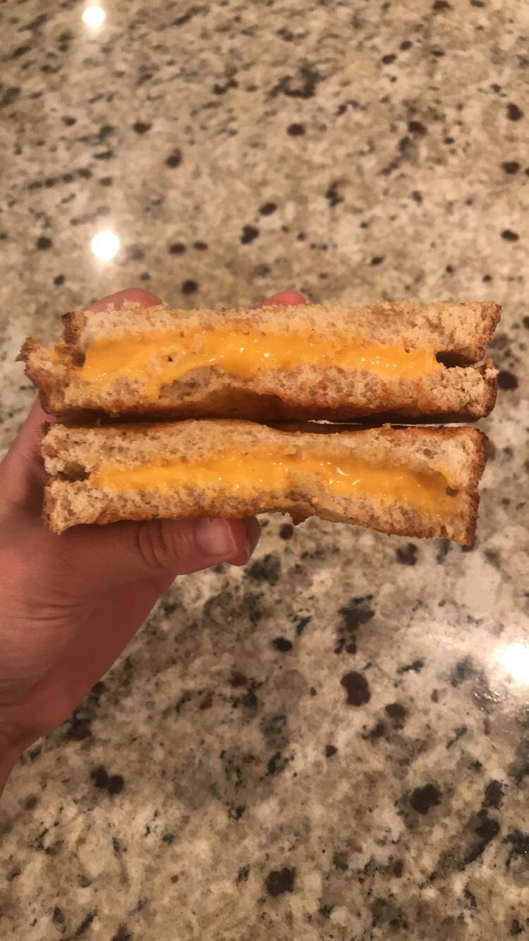 The air fryer can do anything.. a simple grilled cheese | Scrolller