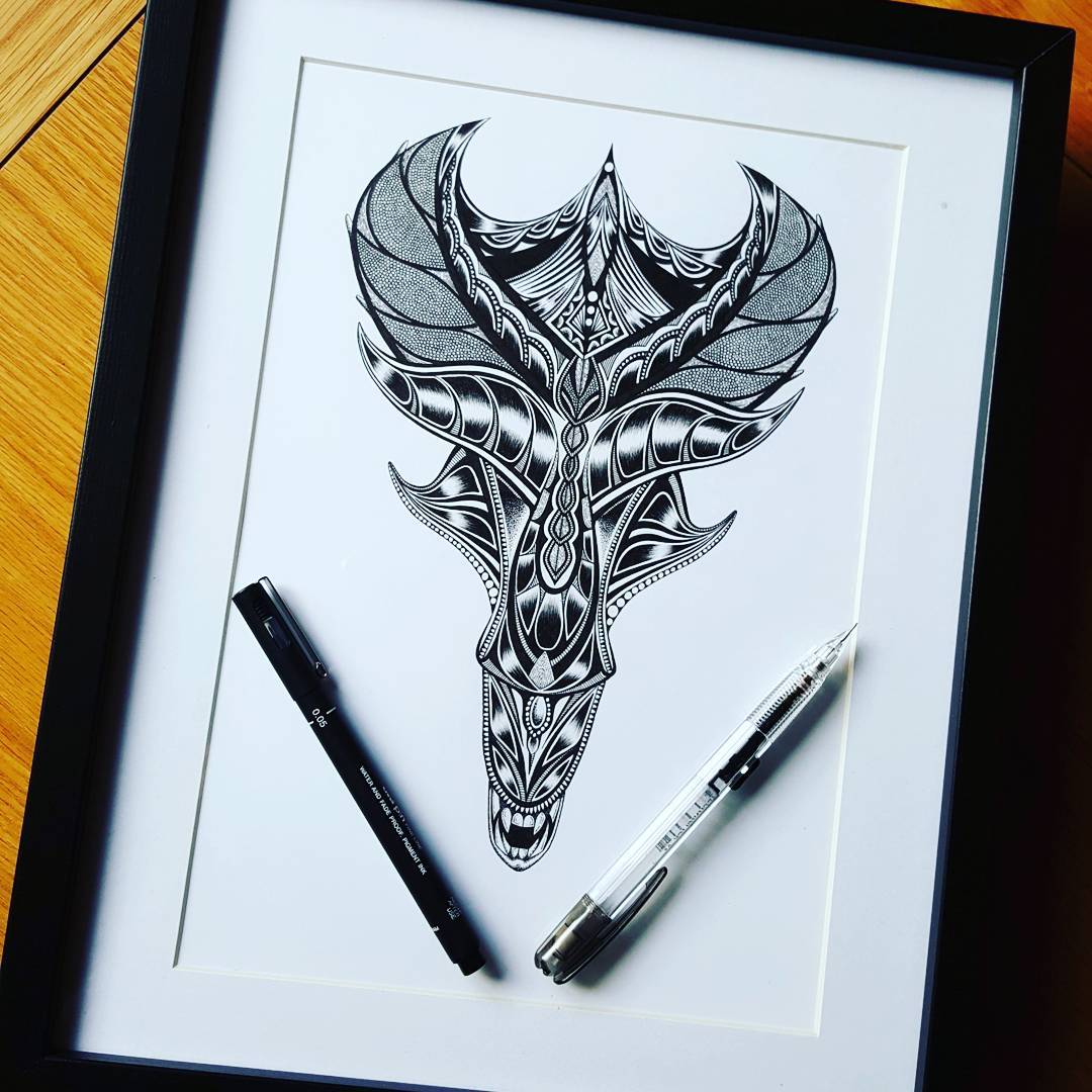 The Alien Queen | Scrolller