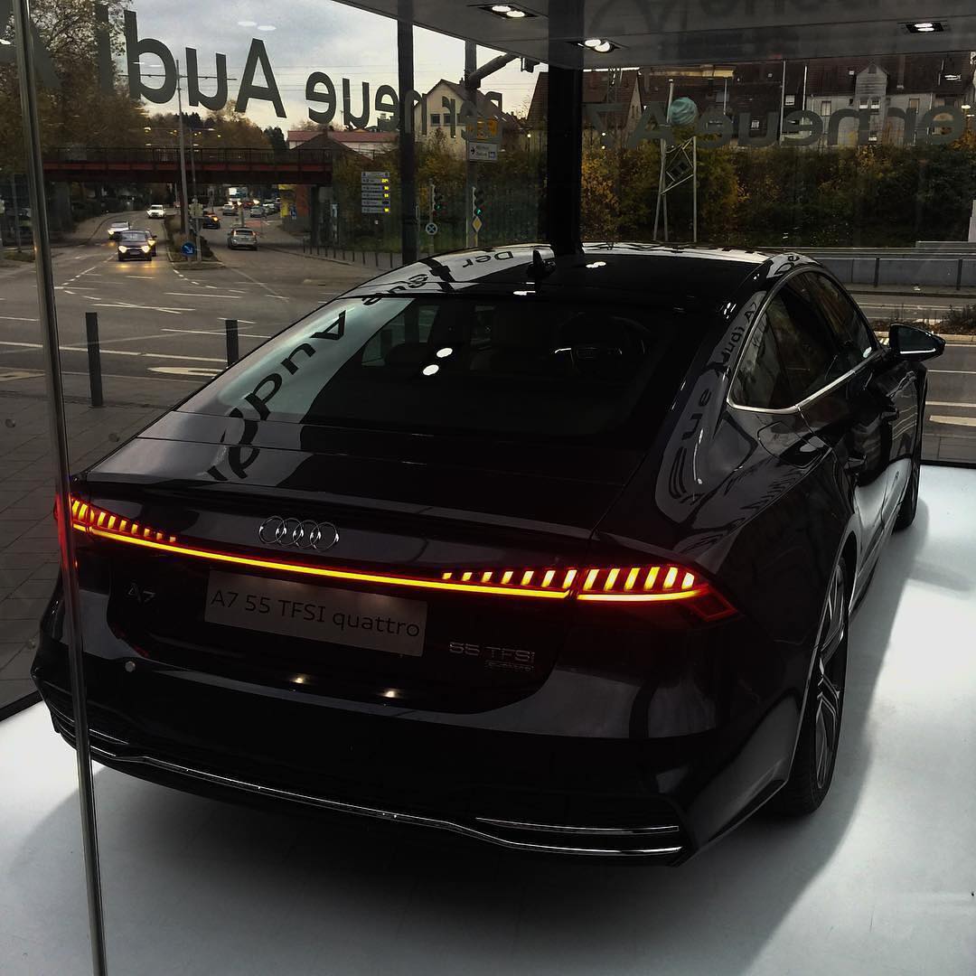 The Audi A7 | Scrolller