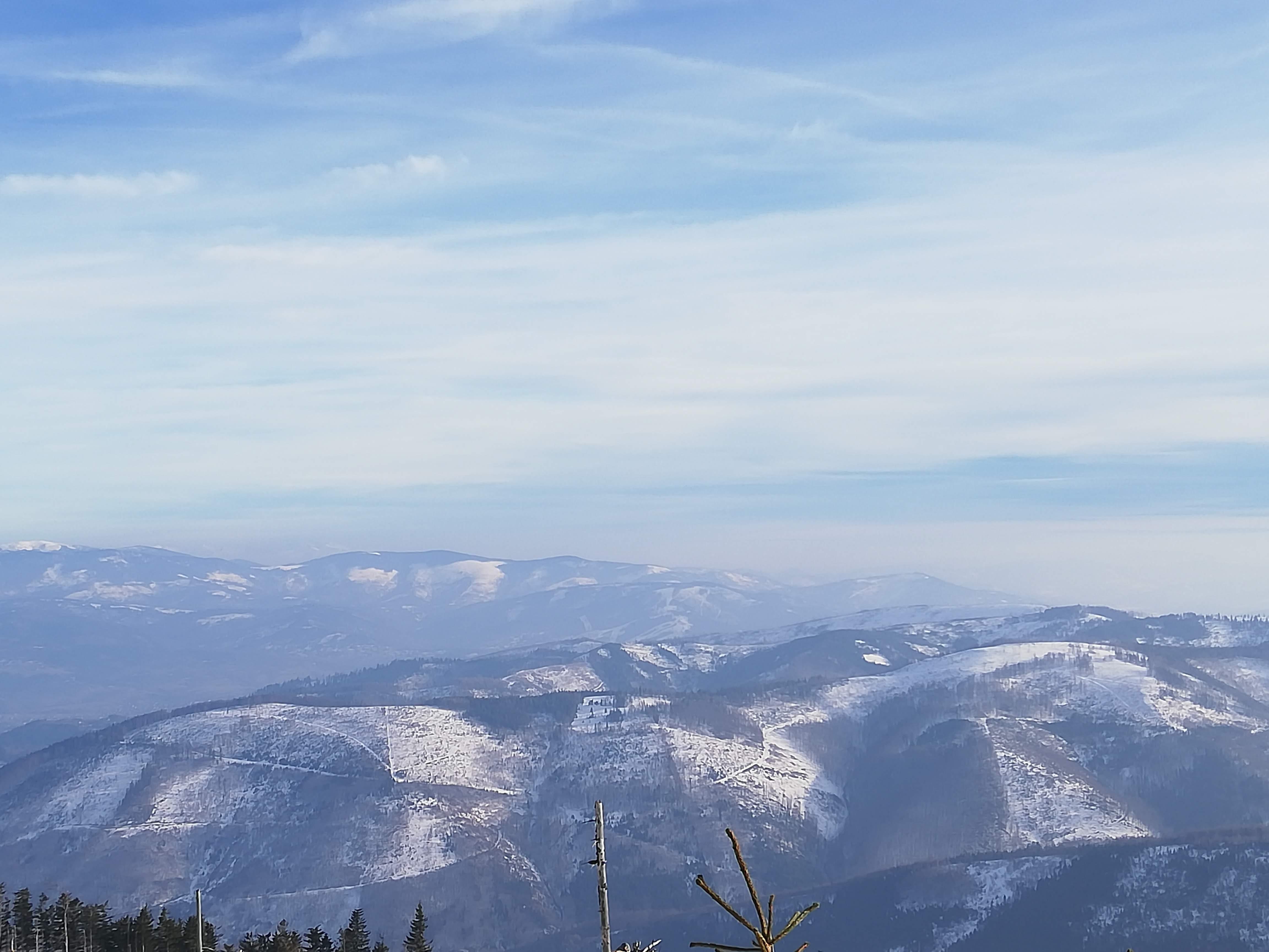The beautiful polish winter mountains | Scrolller