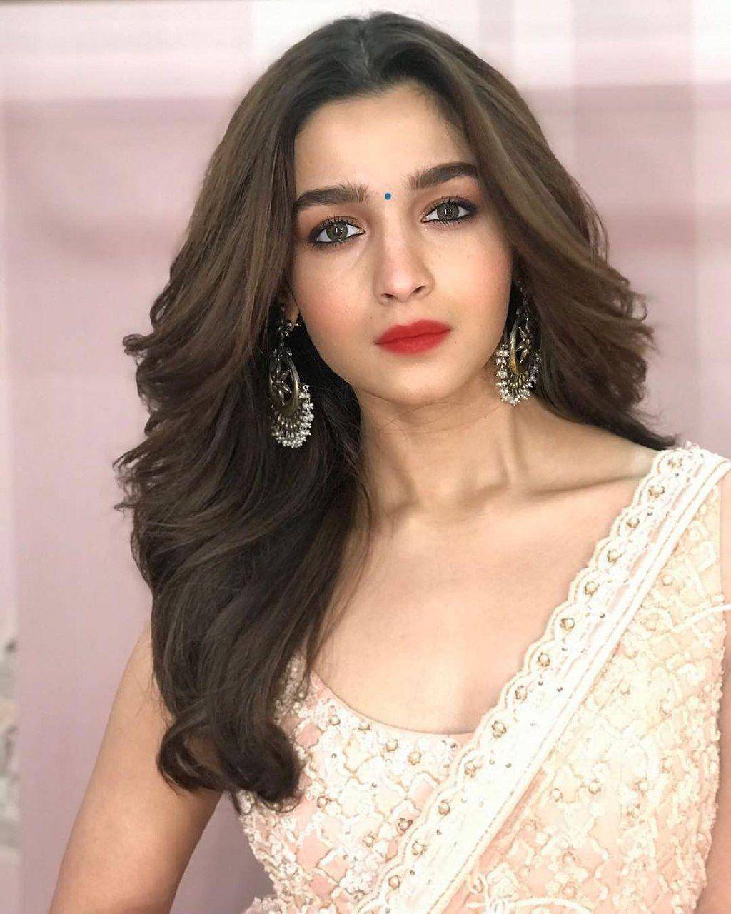 The best collar bone | Scrolller