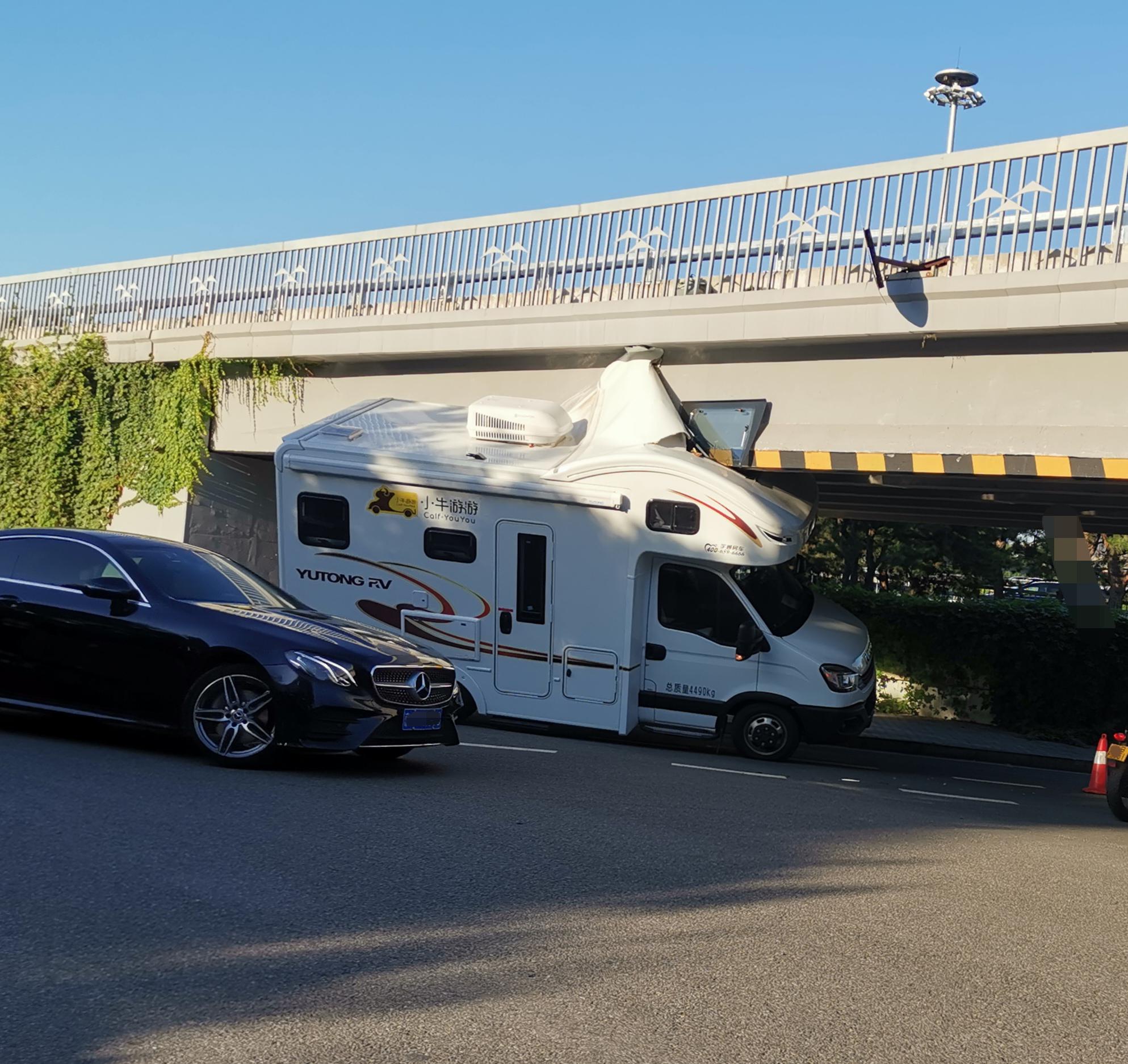 The cause of traffic in Beijing yesterday | Scrolller