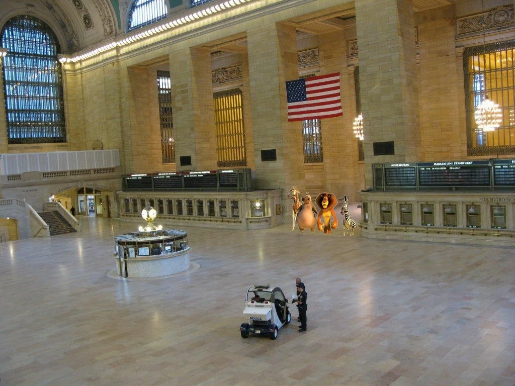 The empty Grand Central Terminal (fixed) | Scrolller
