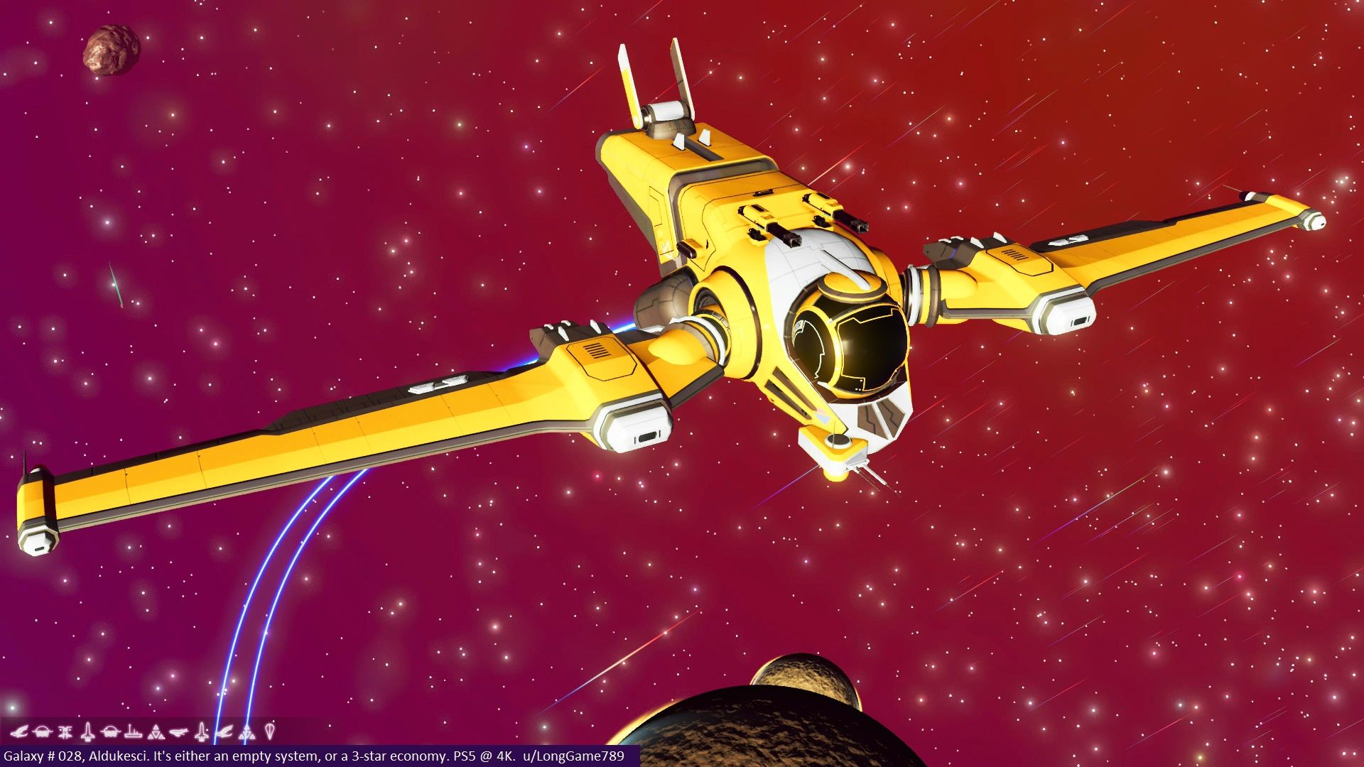 The interesting ships of the Aldukesci galaxy (#028): A yellow and white hopper-style glider ...