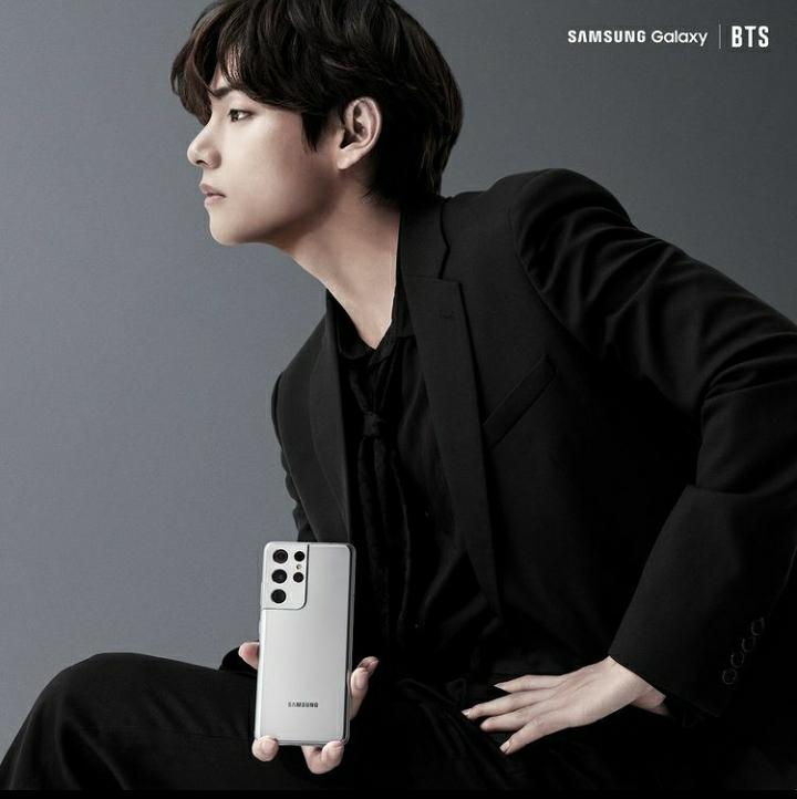 The King | Scrolller