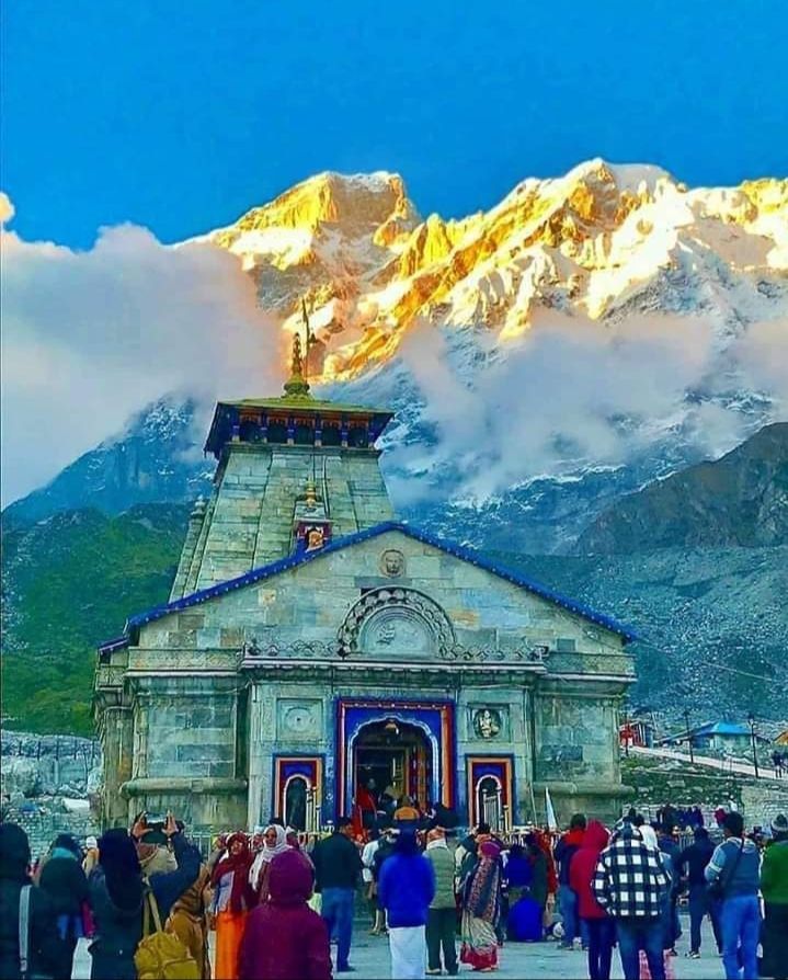 The magnificent Kedarnath Temple in Uttarakhand. When Lord Shiva beats his DAMRU- Evil Shakes ...