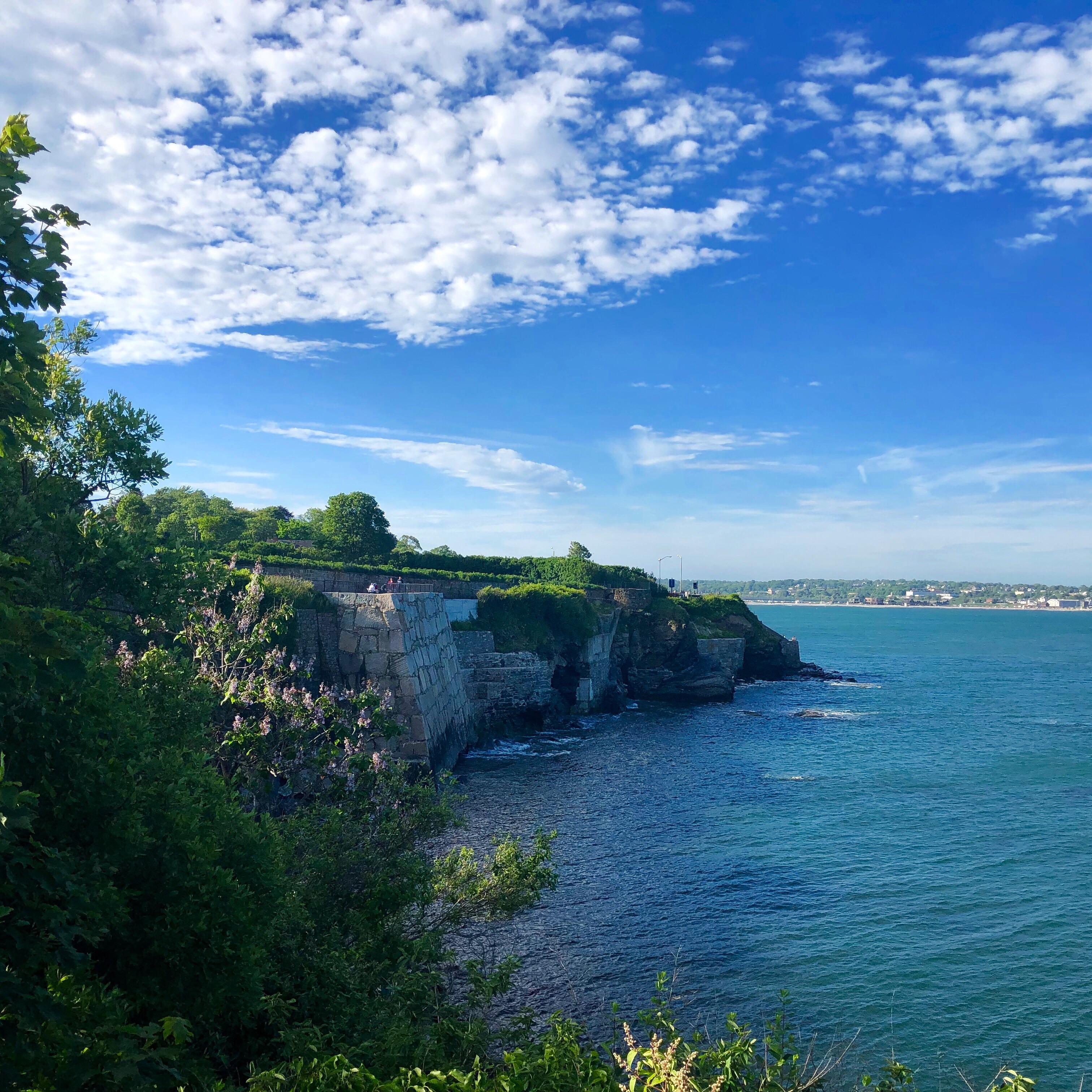 The Newport Cliff Walk is gorgeous this time of year | Scrolller