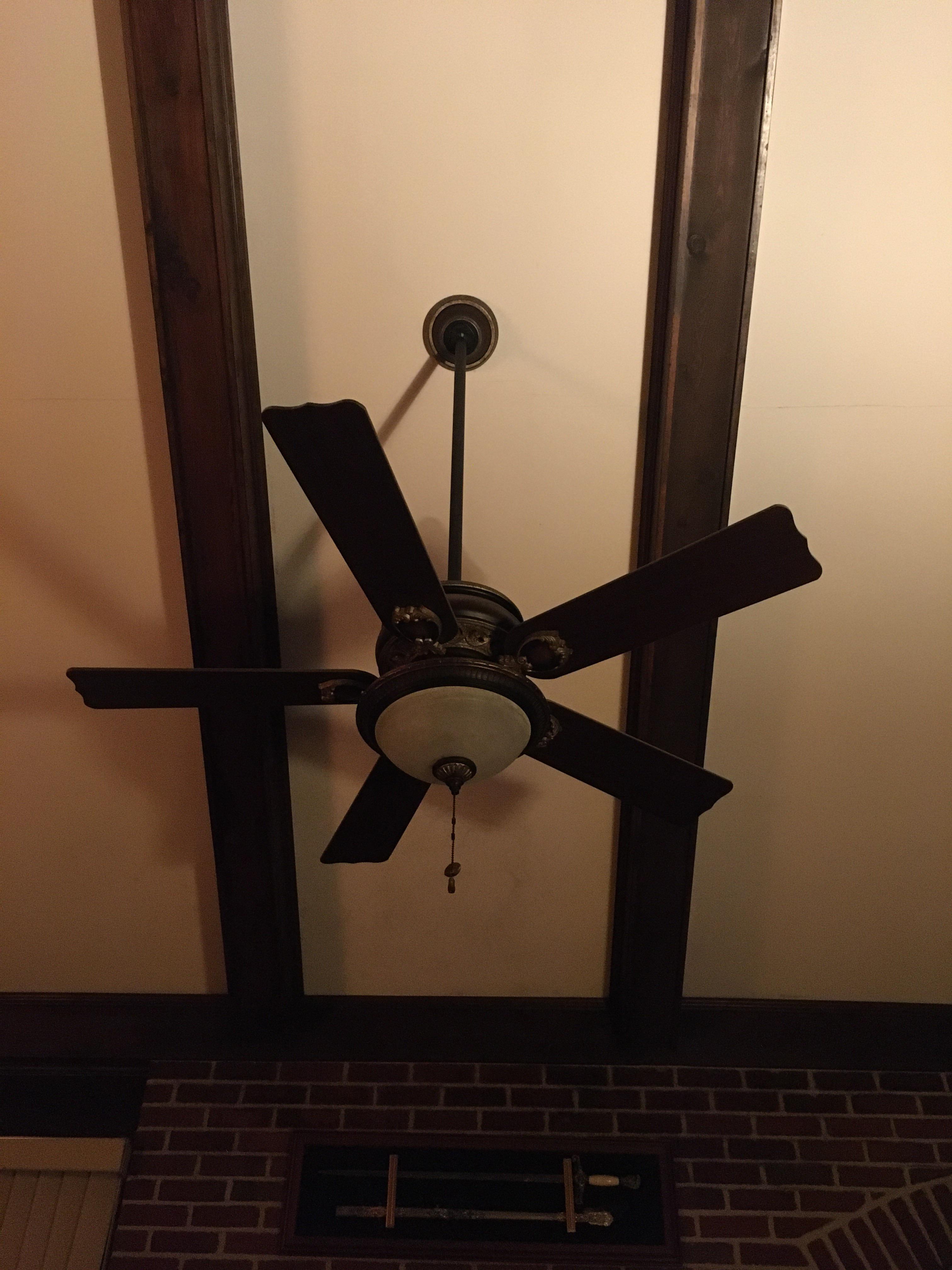 The only ceiling fan in my house. | Scrolller