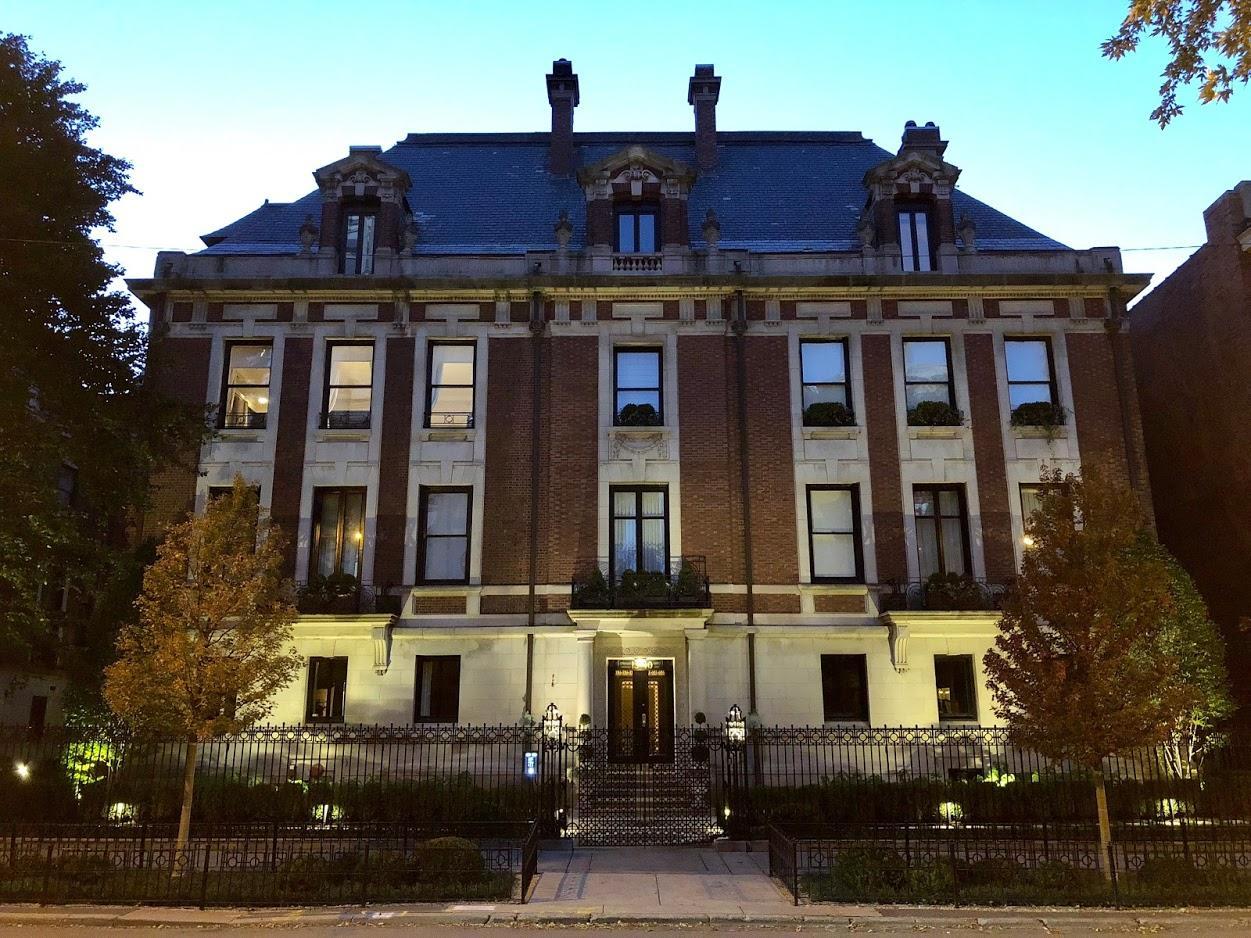 The Original Playboy Mansion. Chicago, Illinois [1251x938][OC] | Scrolller