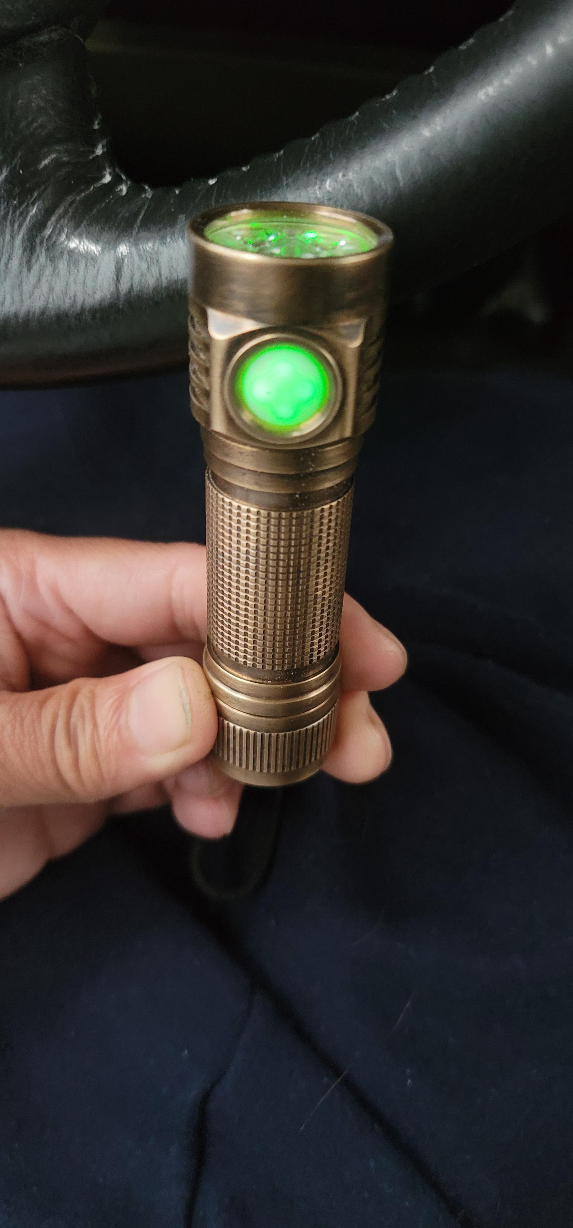 The perfect Resident Evil flashlight! | Scrolller
