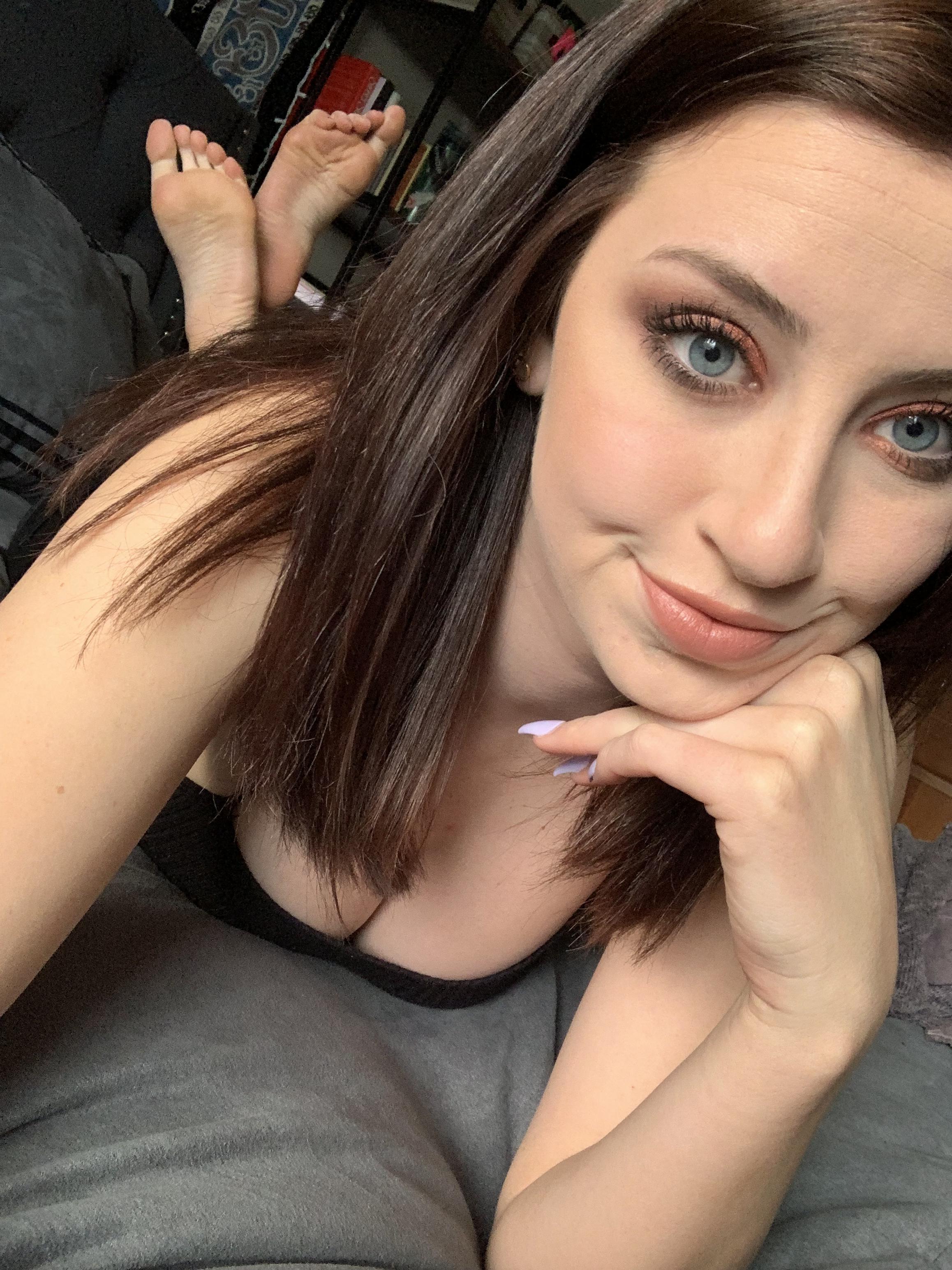 Princess-alli | Scrolller