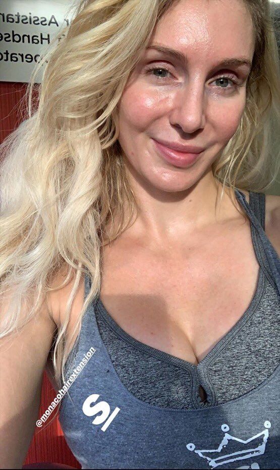 The Queen | Scrolller