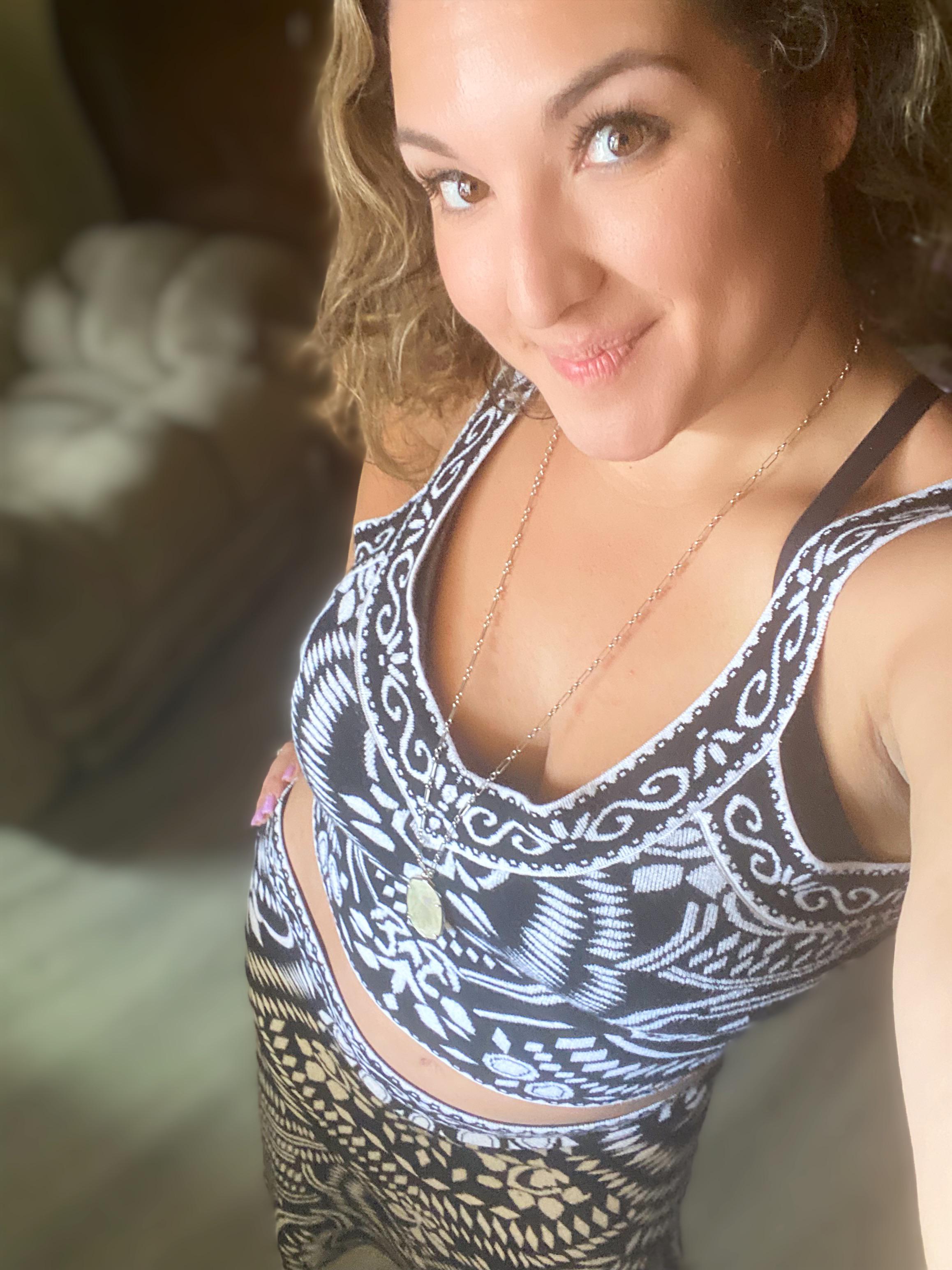 The sweet mom next door with a naughty side | Scrolller