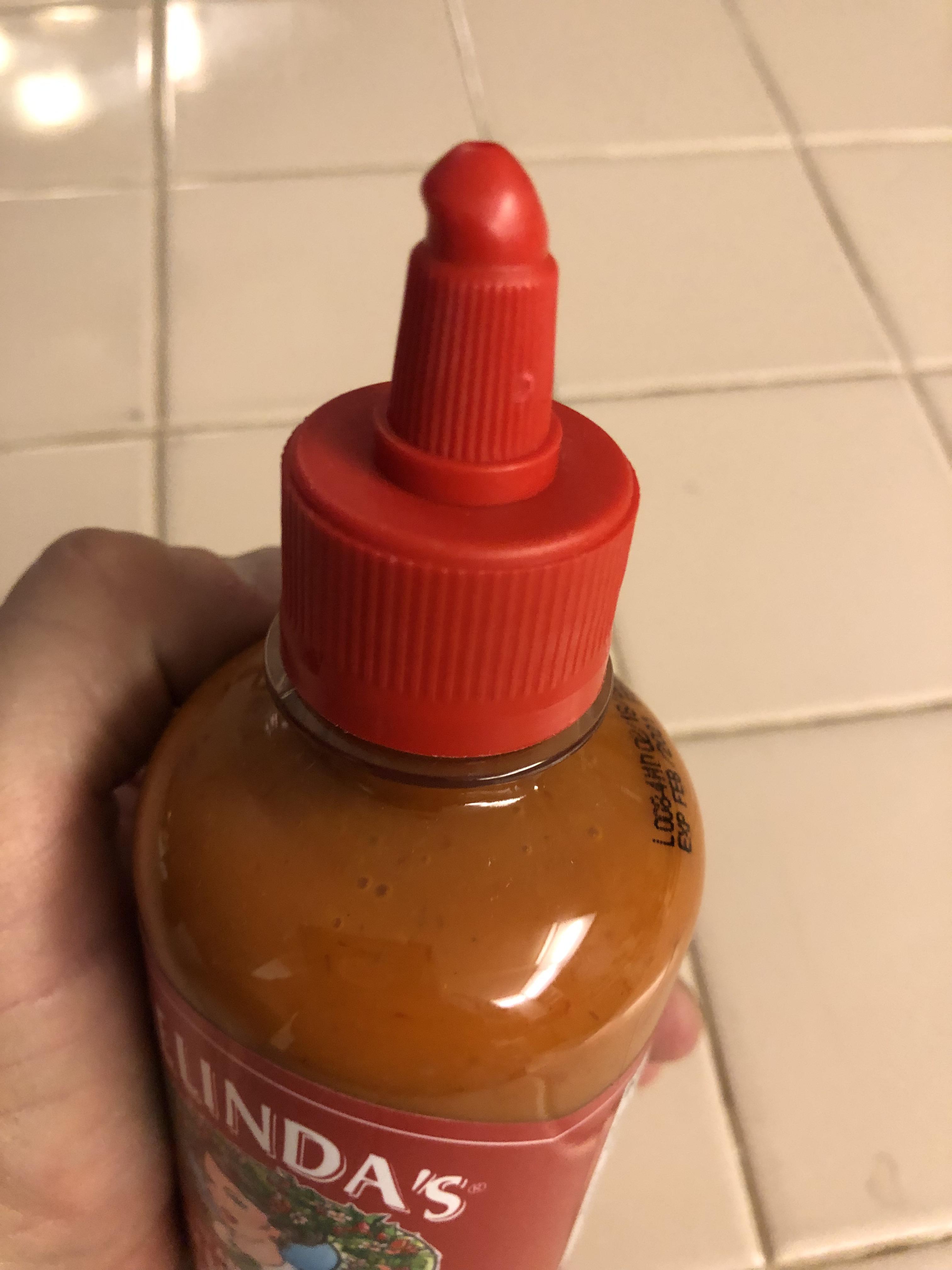 The tip of this hot sauce is ummm.. like the tip of another | Scrolller
