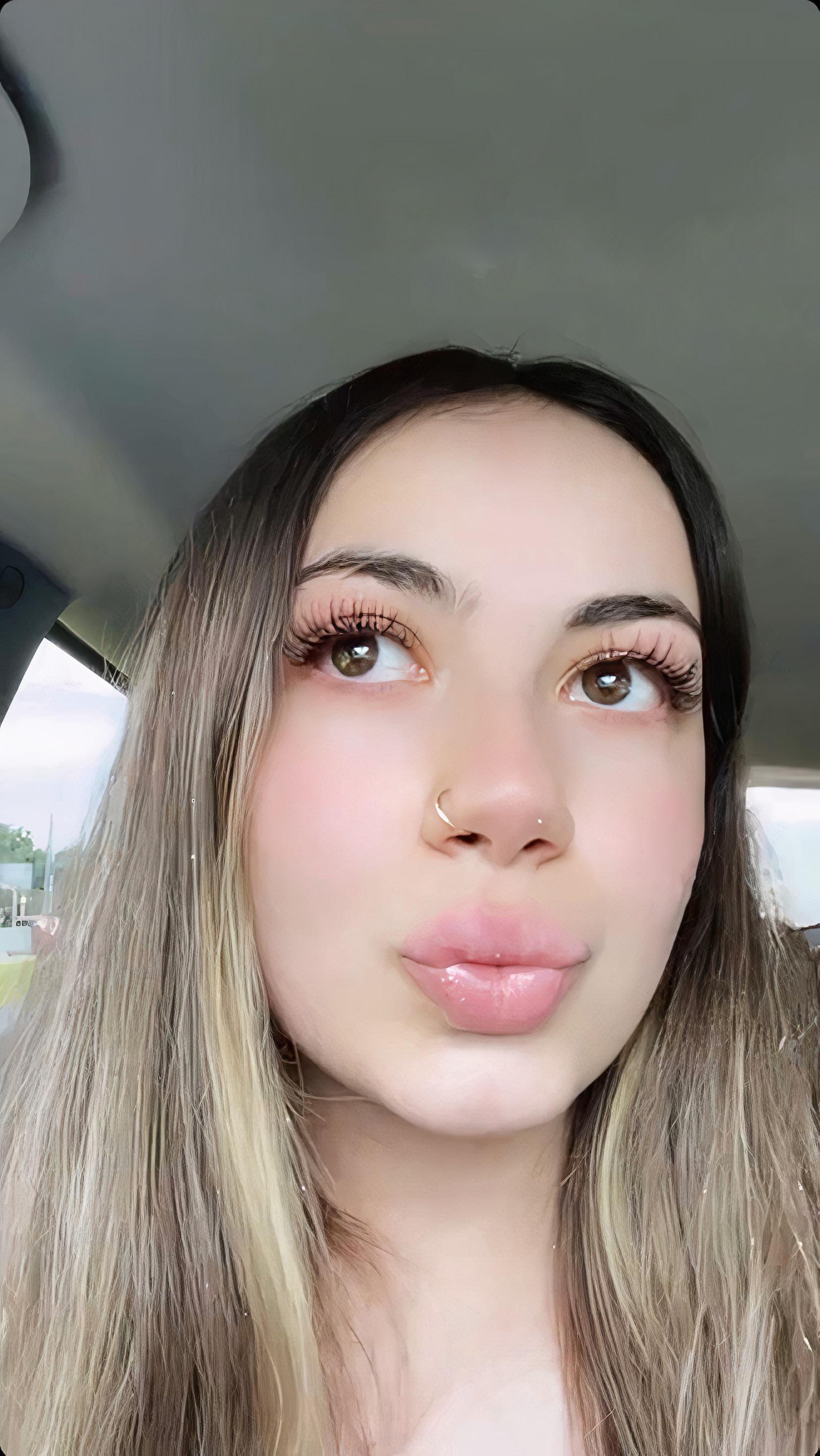 Them lips 😅 | Scrolller