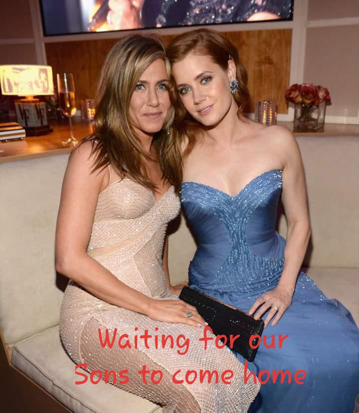 There are my Goddess I Goon none stop. Lovely Milfs. | Scrolller