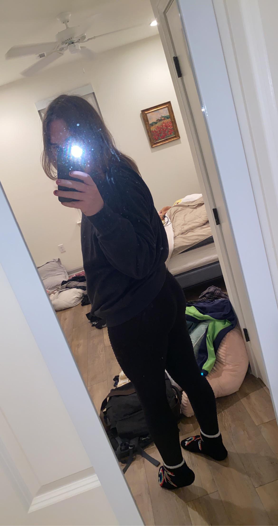 these pants do wonders | Scrolller