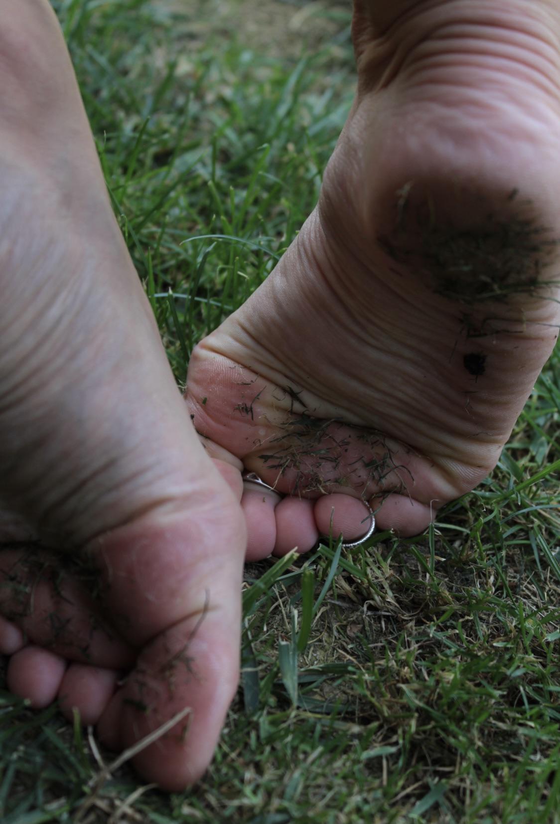 They wanna be cleaned - who wants to help me ? ;) (DM me for more !!) | Scrolller