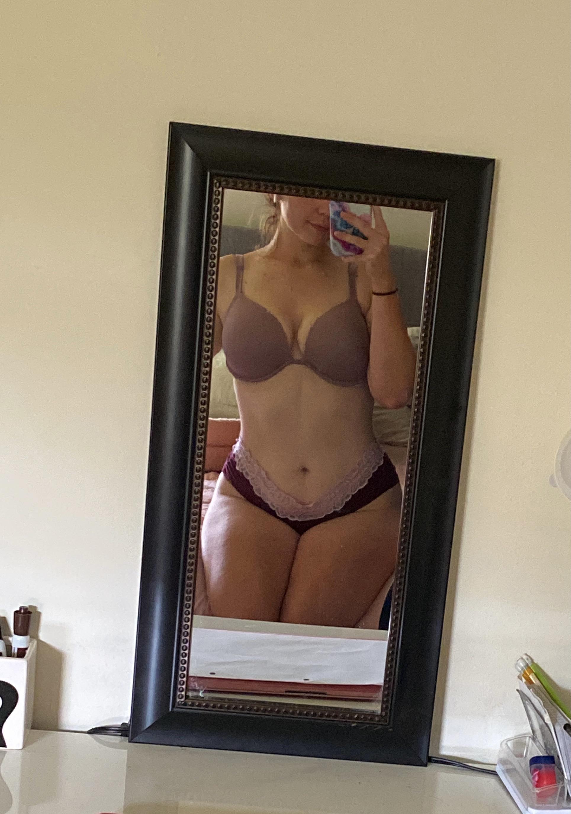 Thicc and tired 😴 (OC) | Scrolller