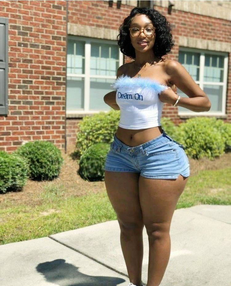 Thick and Curvy Cutie | Scrolller