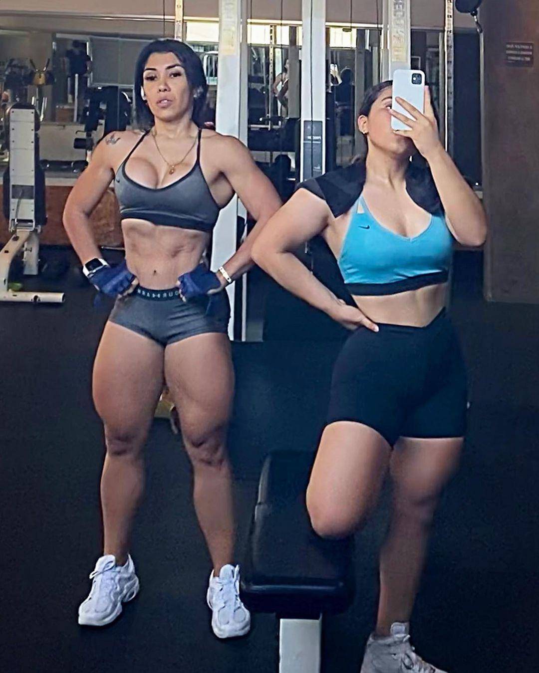 Thick and Thicker!! | Scrolller