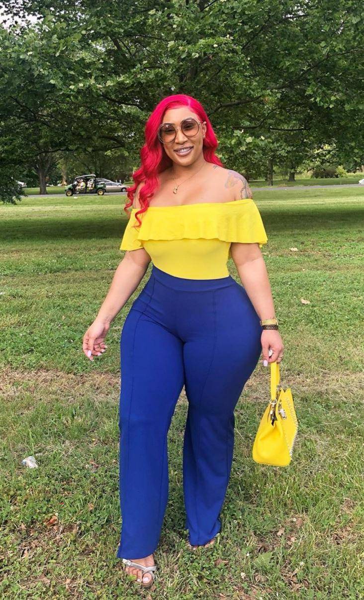 Thick baddie... | Scrolller