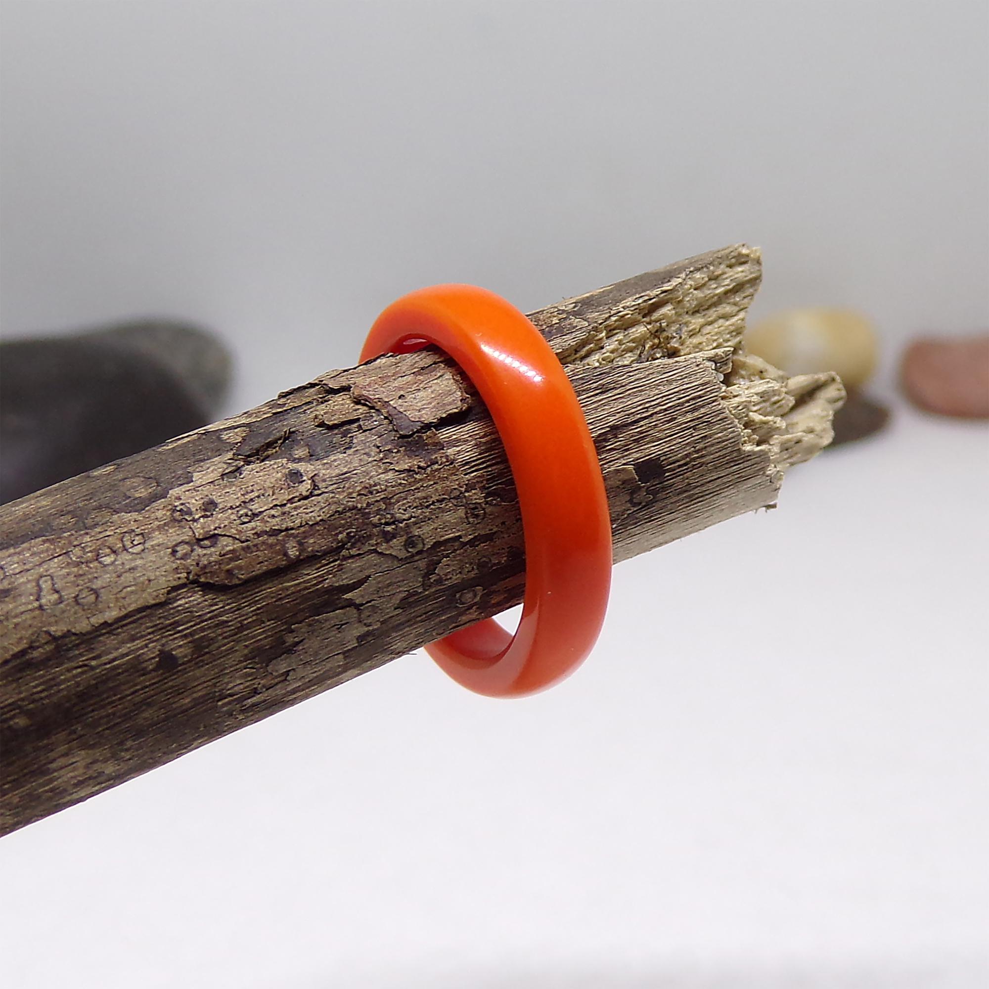 Thin orange ring. | Scrolller