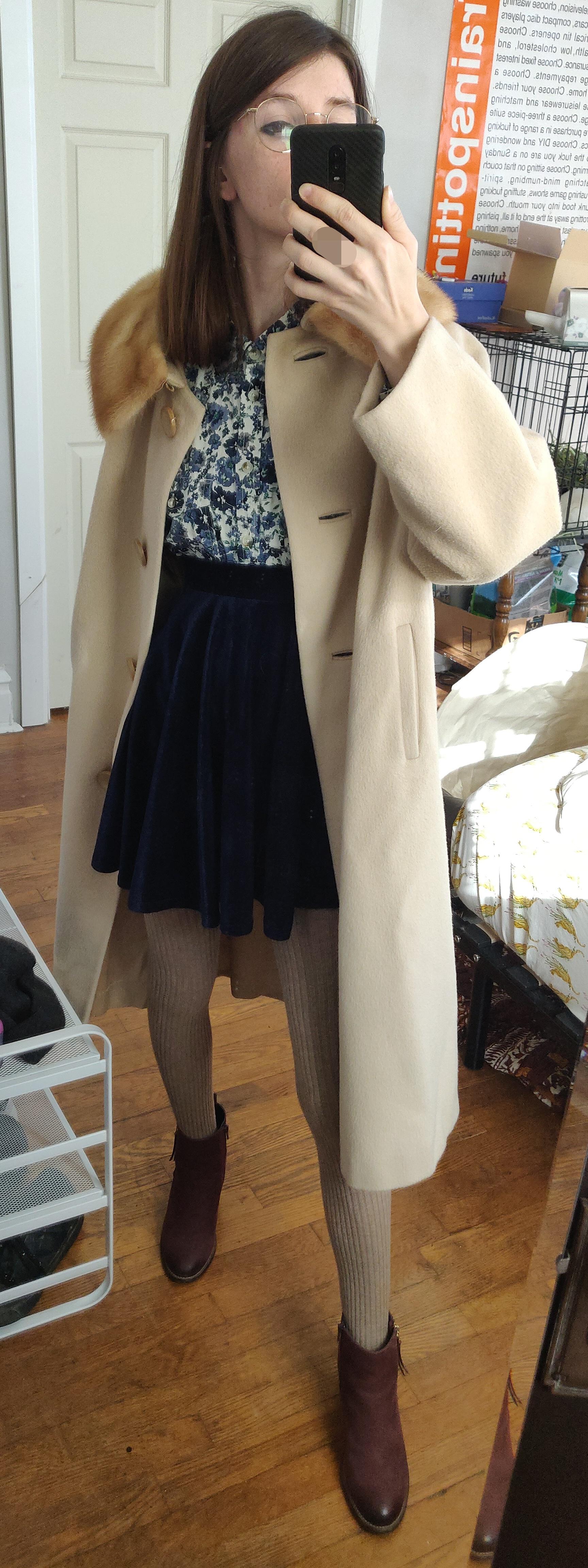 think I've nailed that librarian look | Scrolller