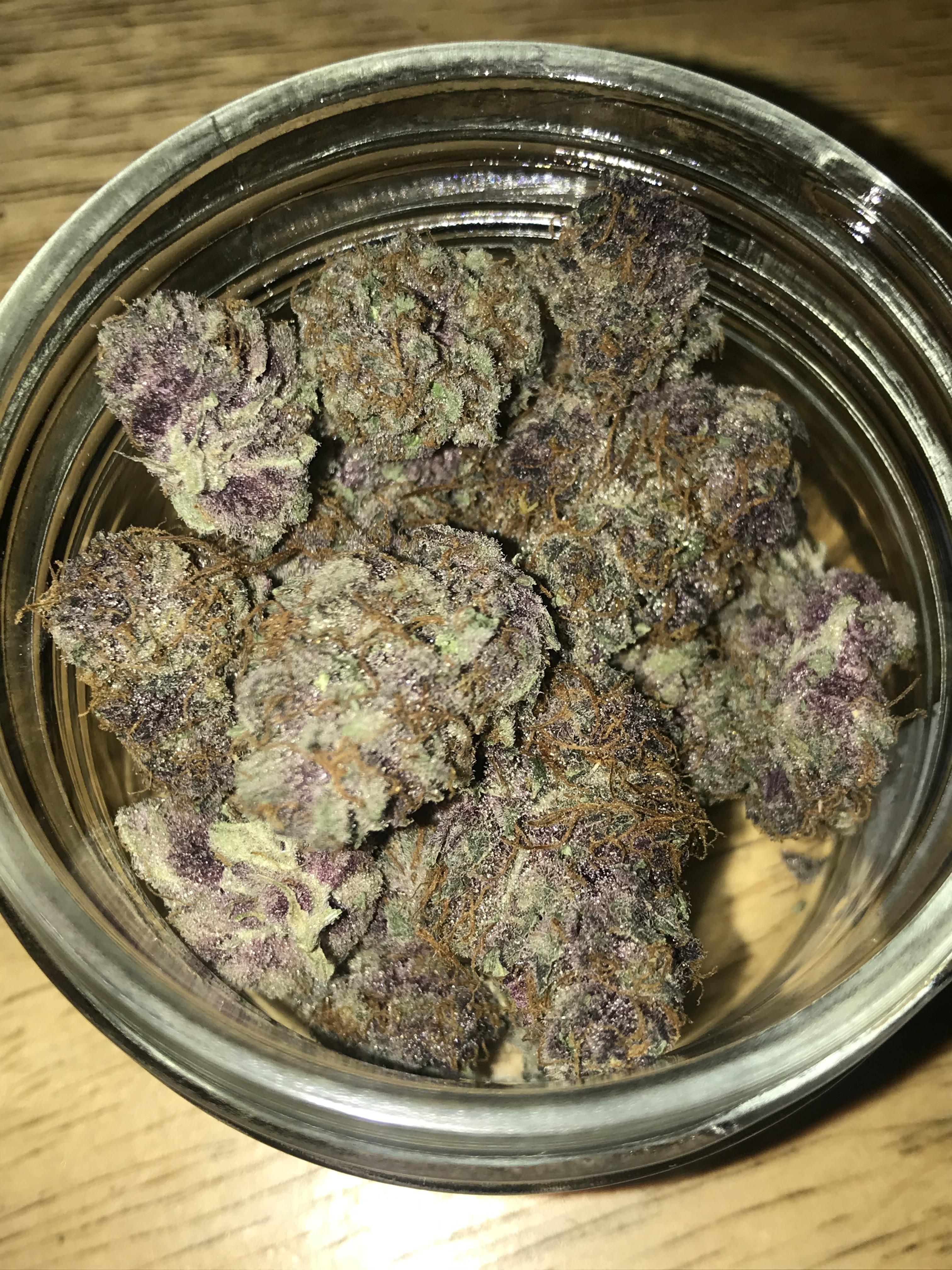 This Grape Pie straight smacked ! 🥧 🍇 | Scrolller