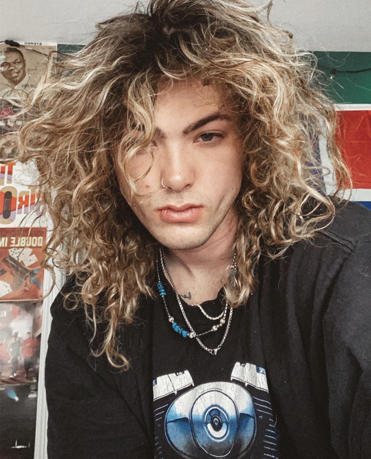 This is me. | Scrolller