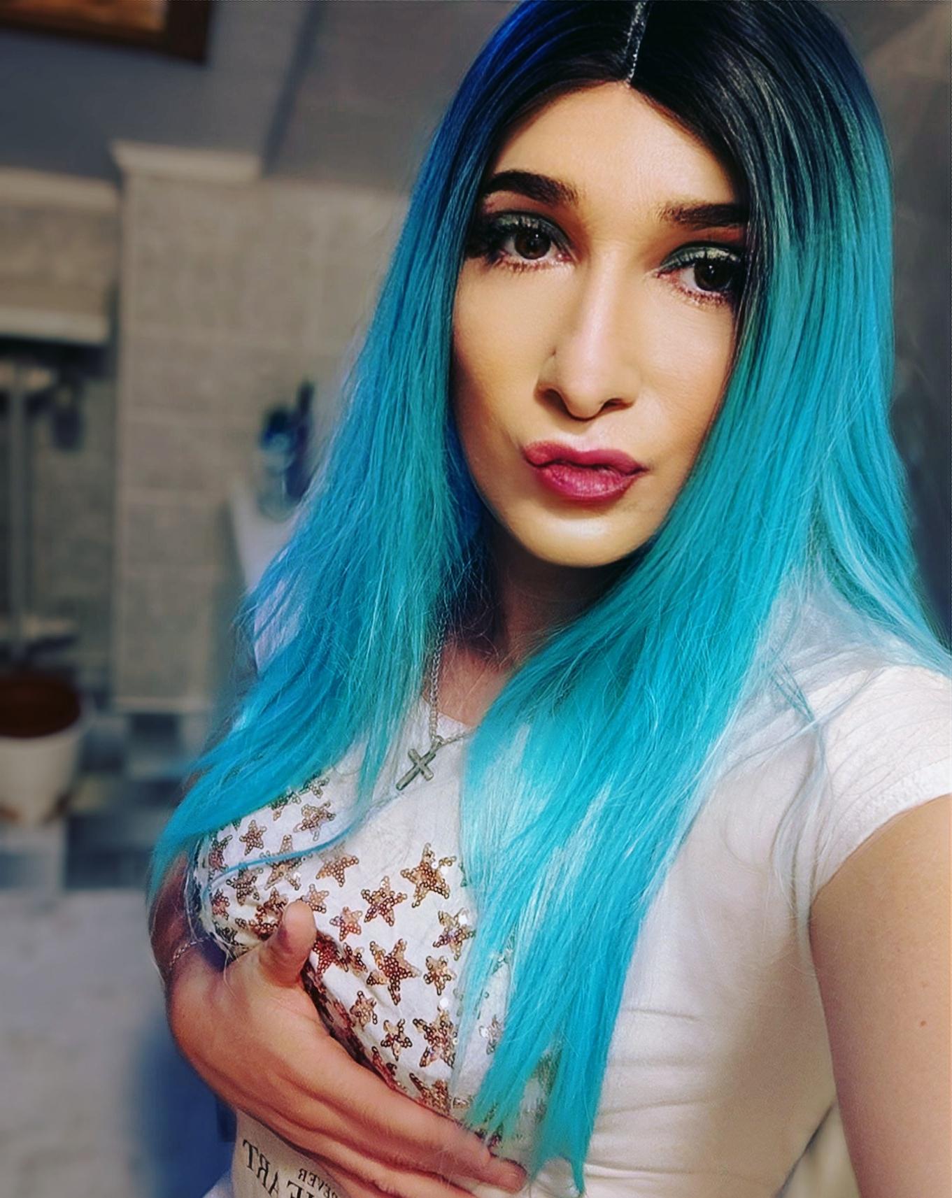 This is me babes, it's Severina, M2f Genderfluid | Scrolller