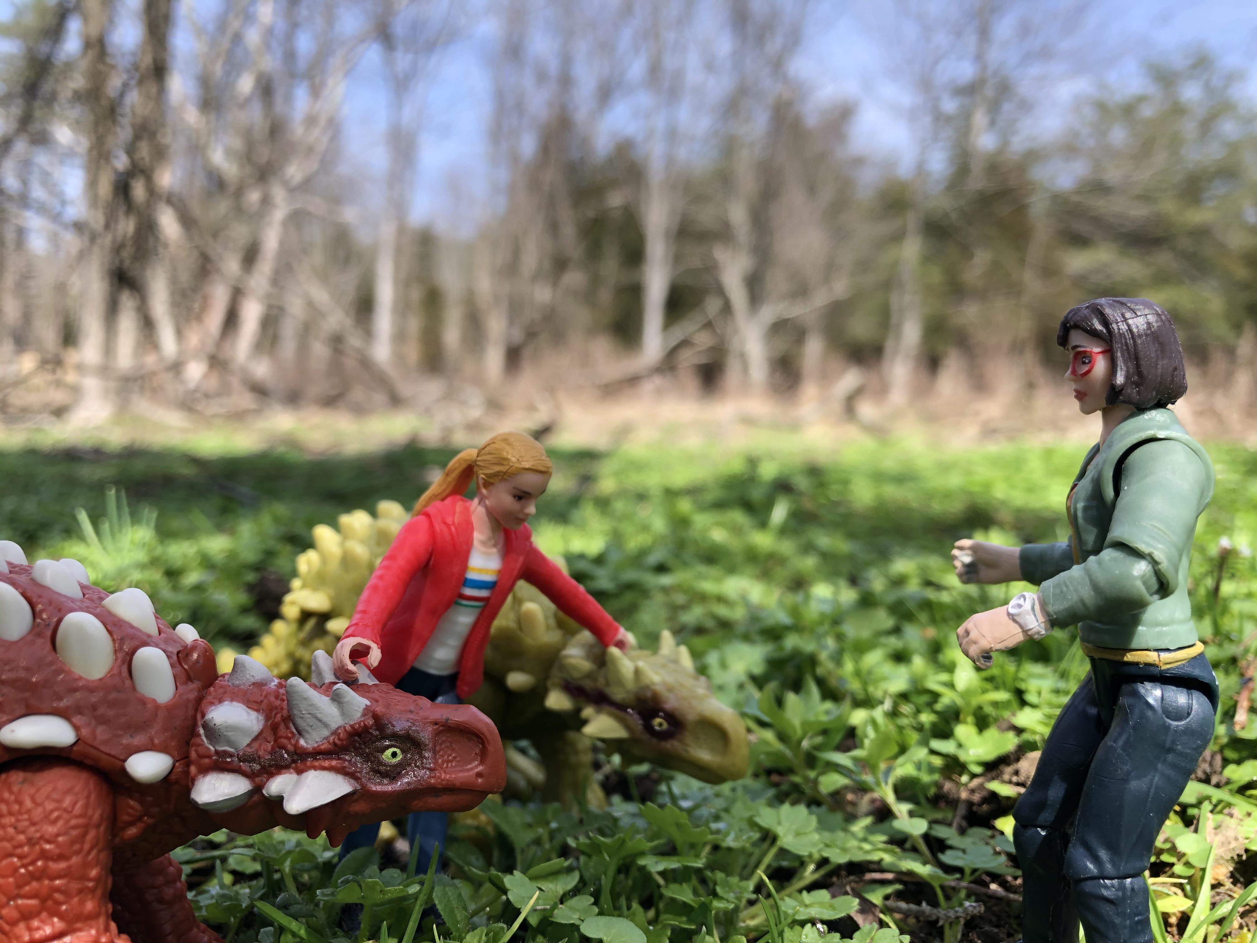 “This is Mike, and this is Mindy.” | Scrolller