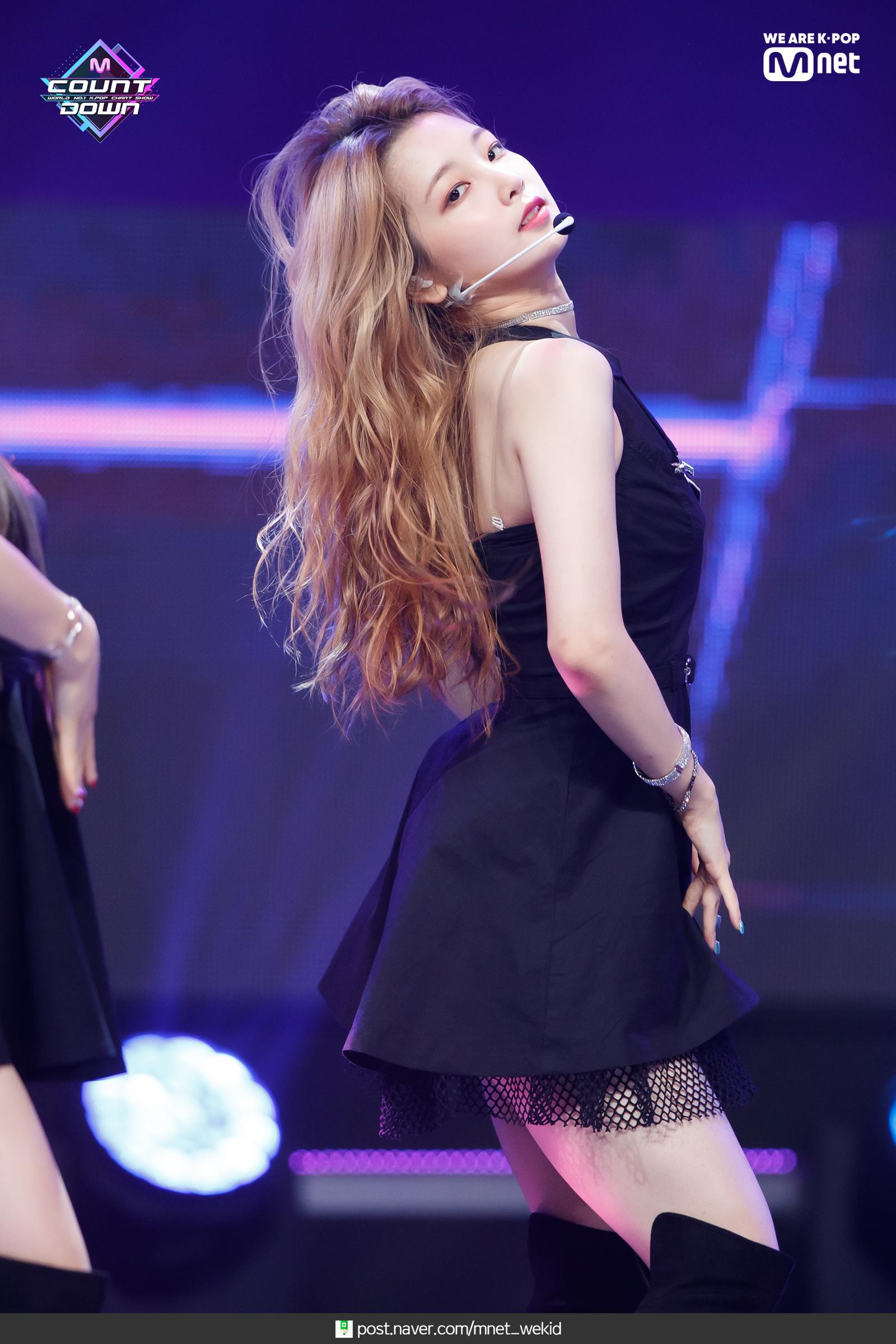 This is Yeonhee | Scrolller