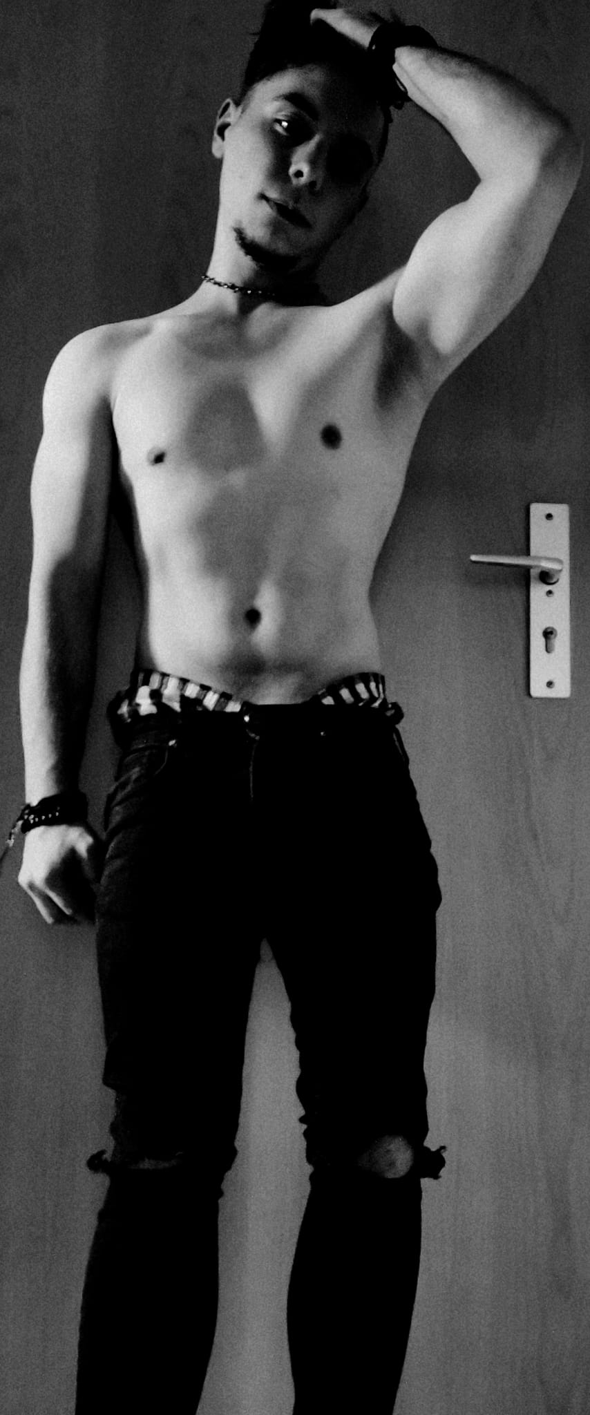 this might be too mild🤔 | Scrolller